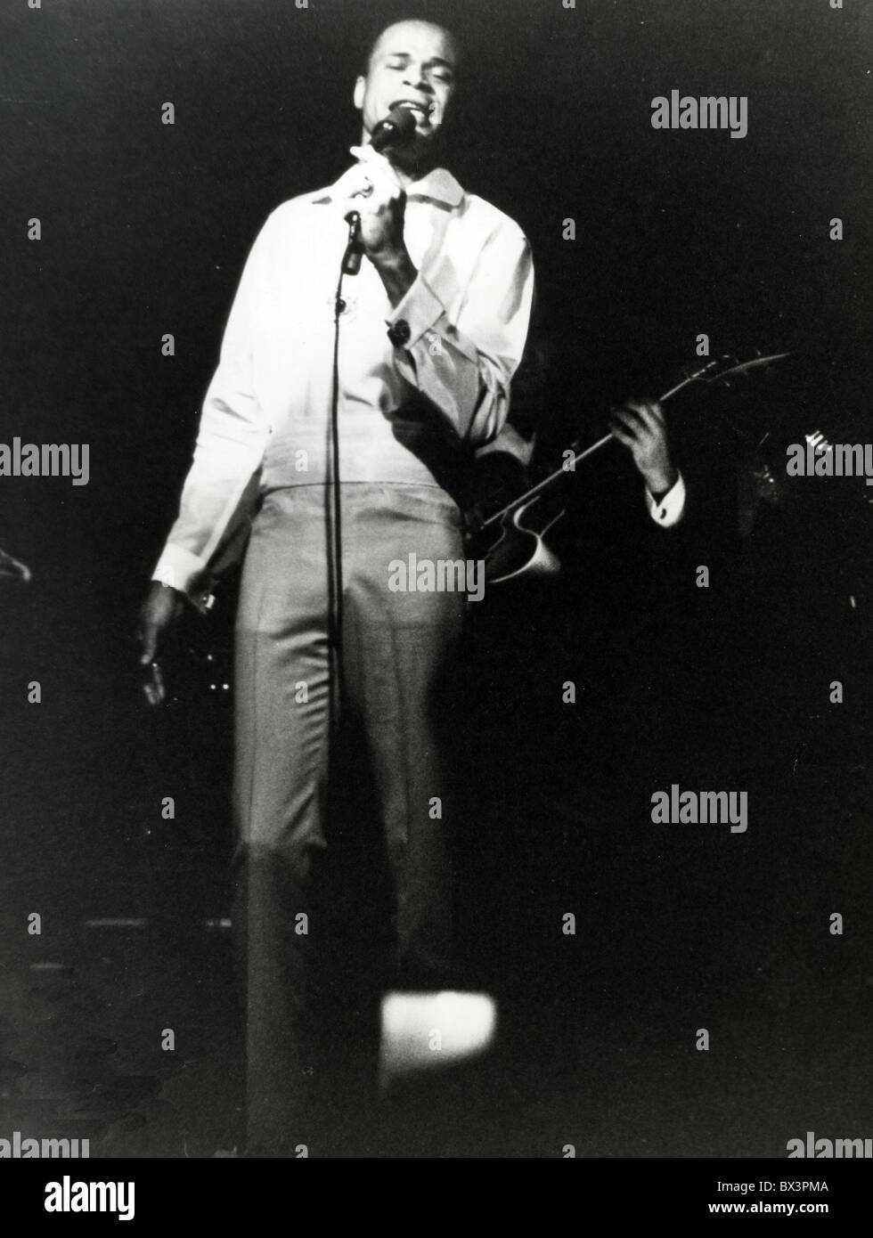 ROY HAMILTON (1929-1969) US pop singer Stock Photo - Alamy