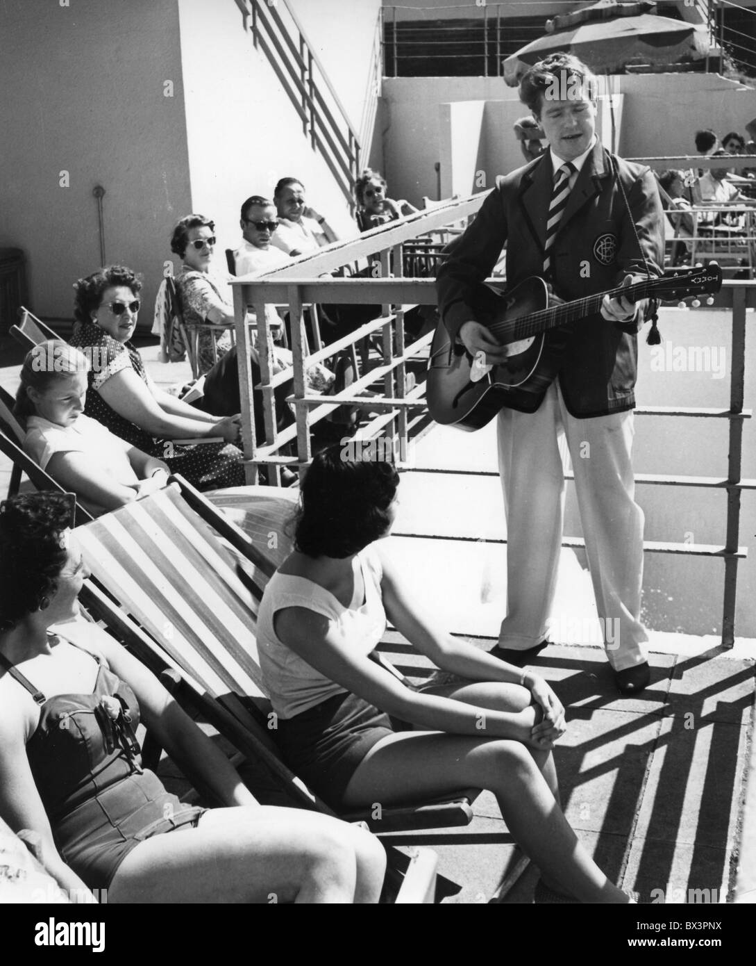 1950s butlins hi-res stock photography and images - Alamy