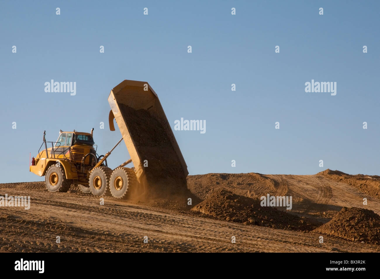 Hauling truck hi-res stock photography and images - Alamy