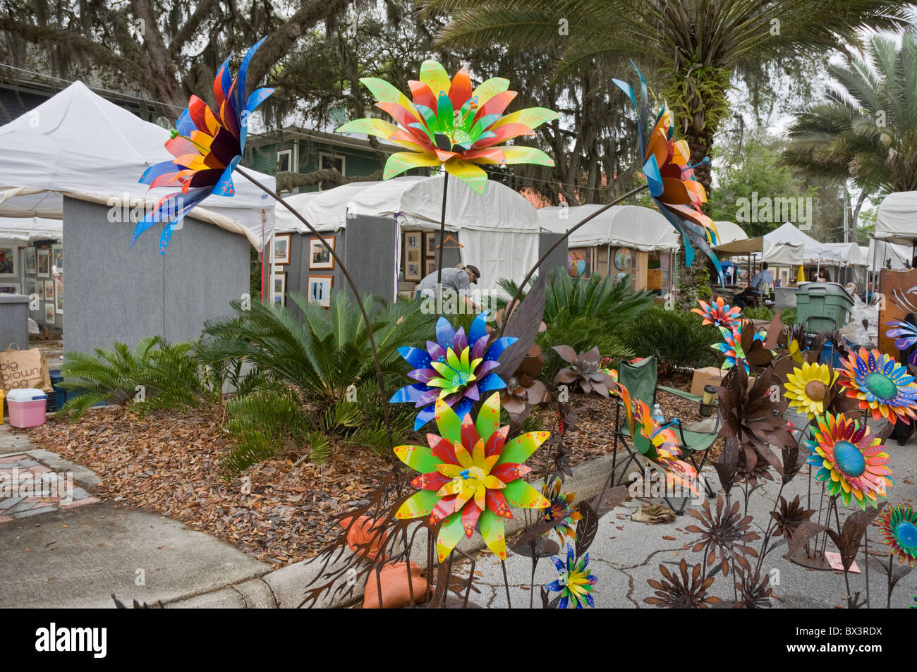 Metal spring decorative hi-res stock photography and images - Alamy