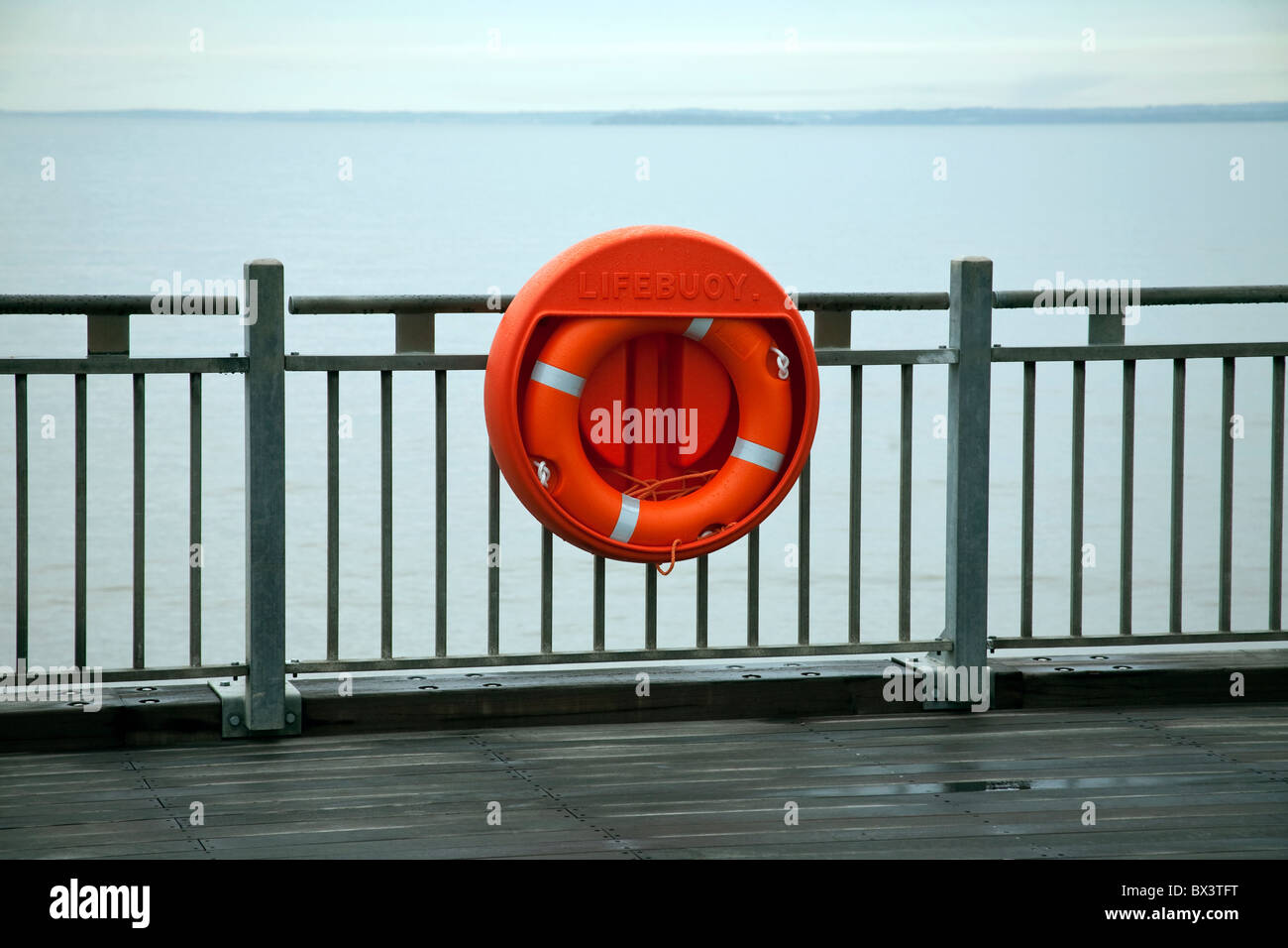 Pier and lifebelt hi-res stock photography and images - Alamy