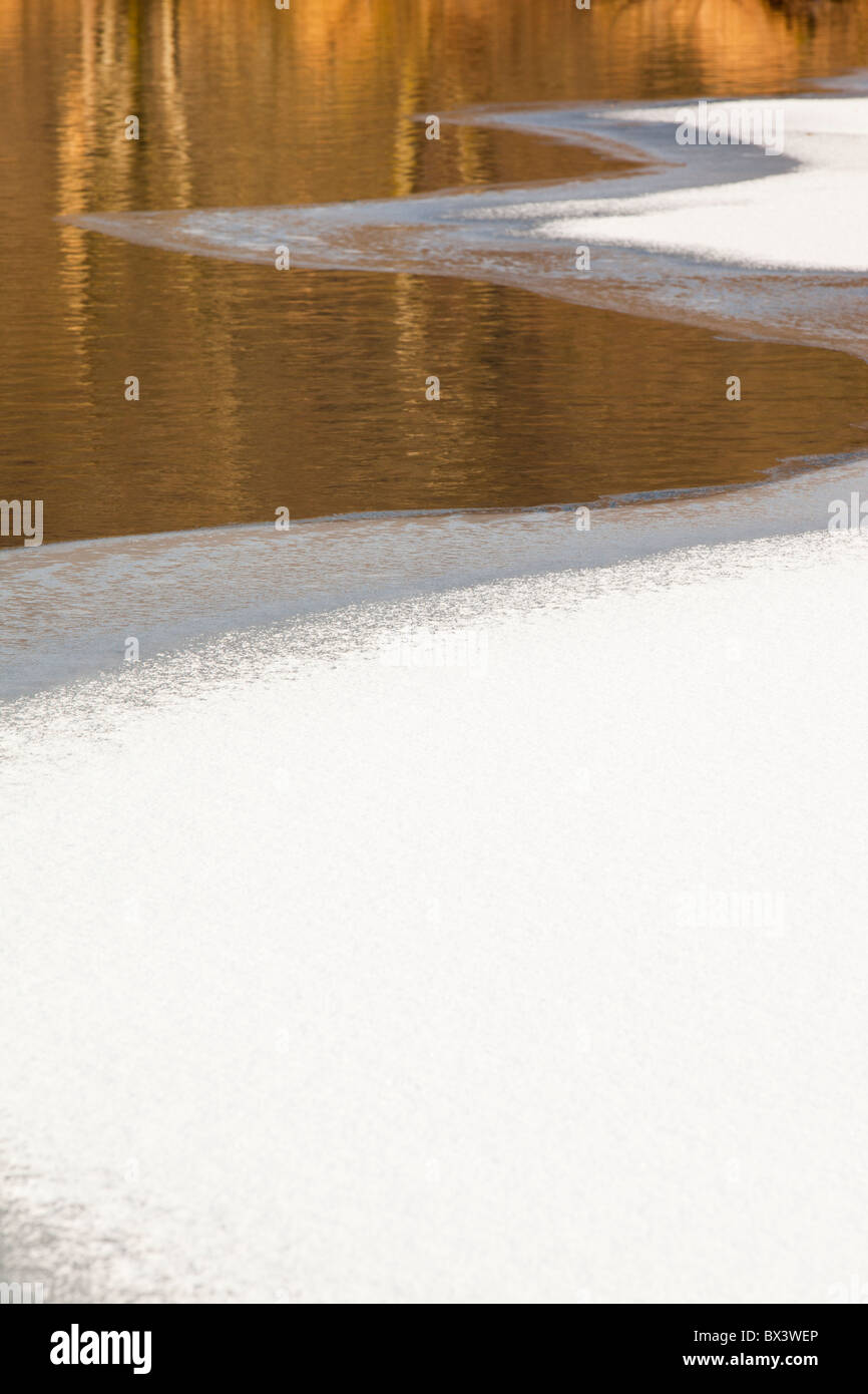 Frozen lake river hi-res stock photography and images - Alamy