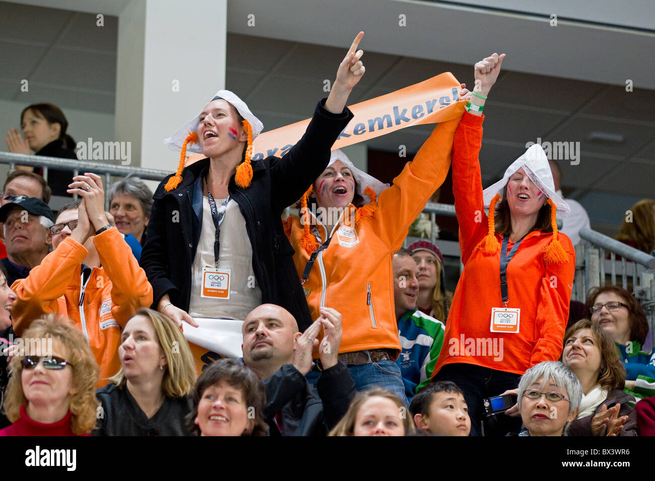 Speed skating dutch fan hi-res stock photography and images - Alamy