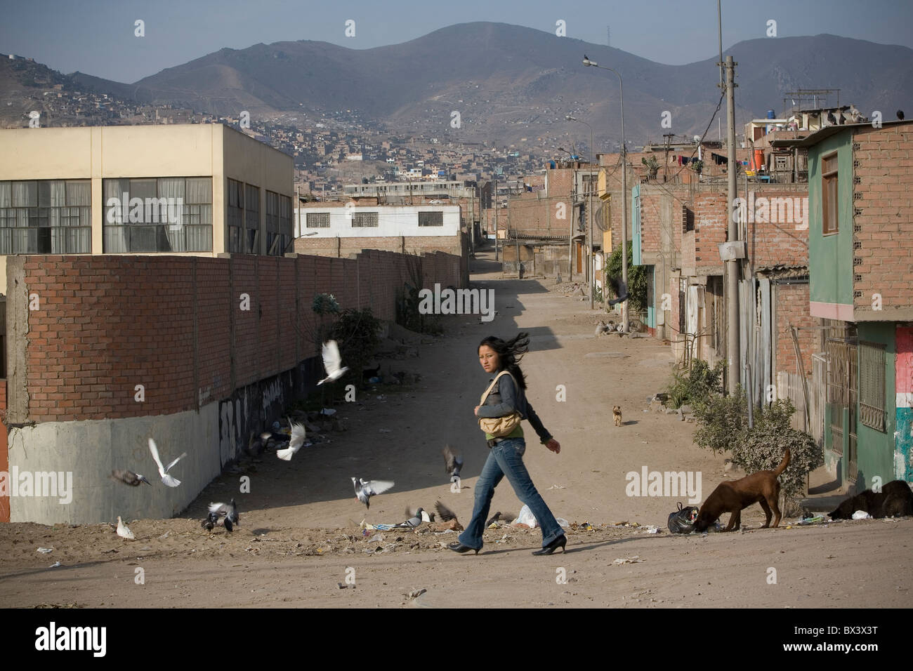 Barrios de lima hi-res stock photography and images - Alamy