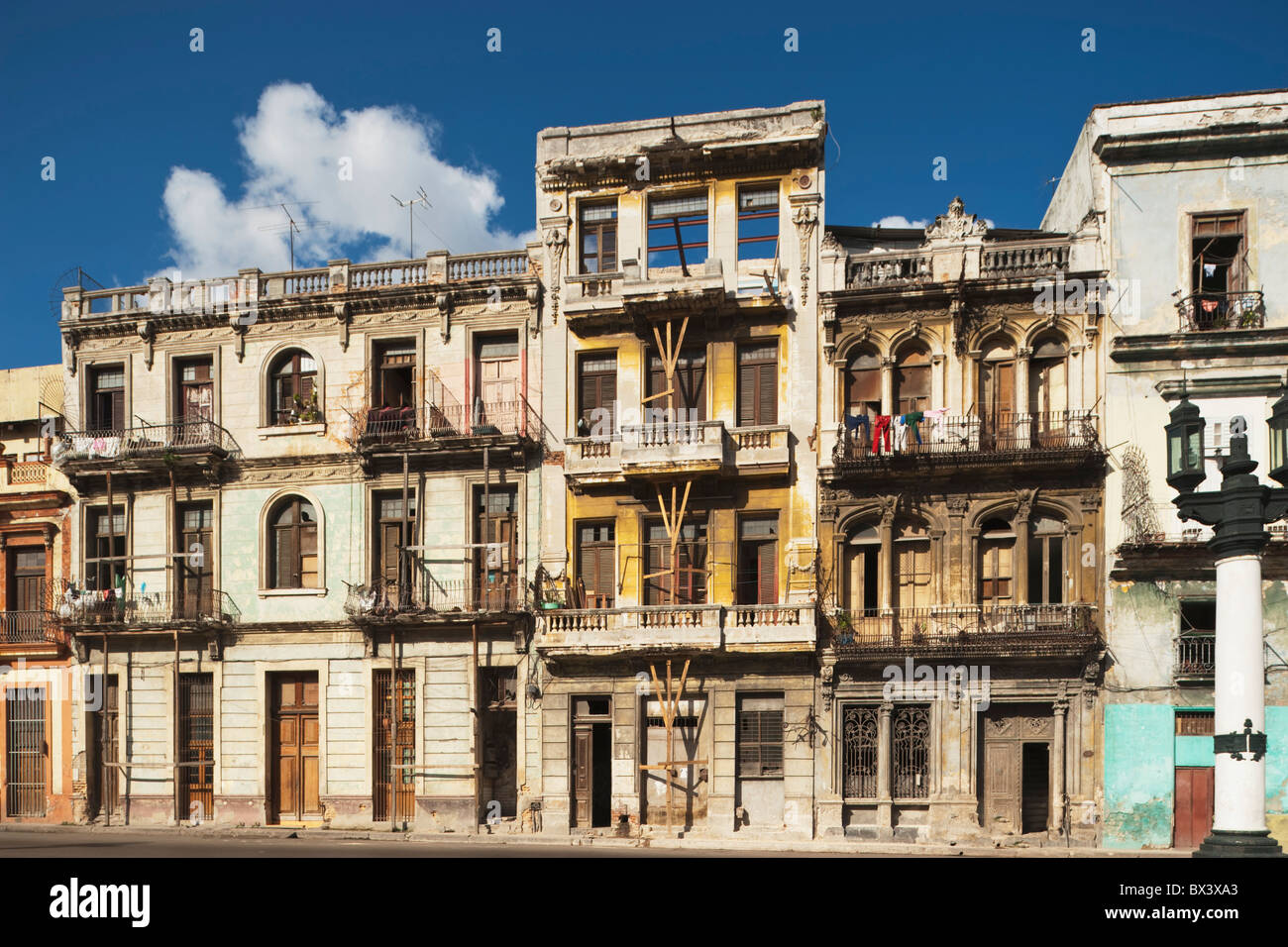 Cuban slum High Resolution Stock Photography and Images - Alamy