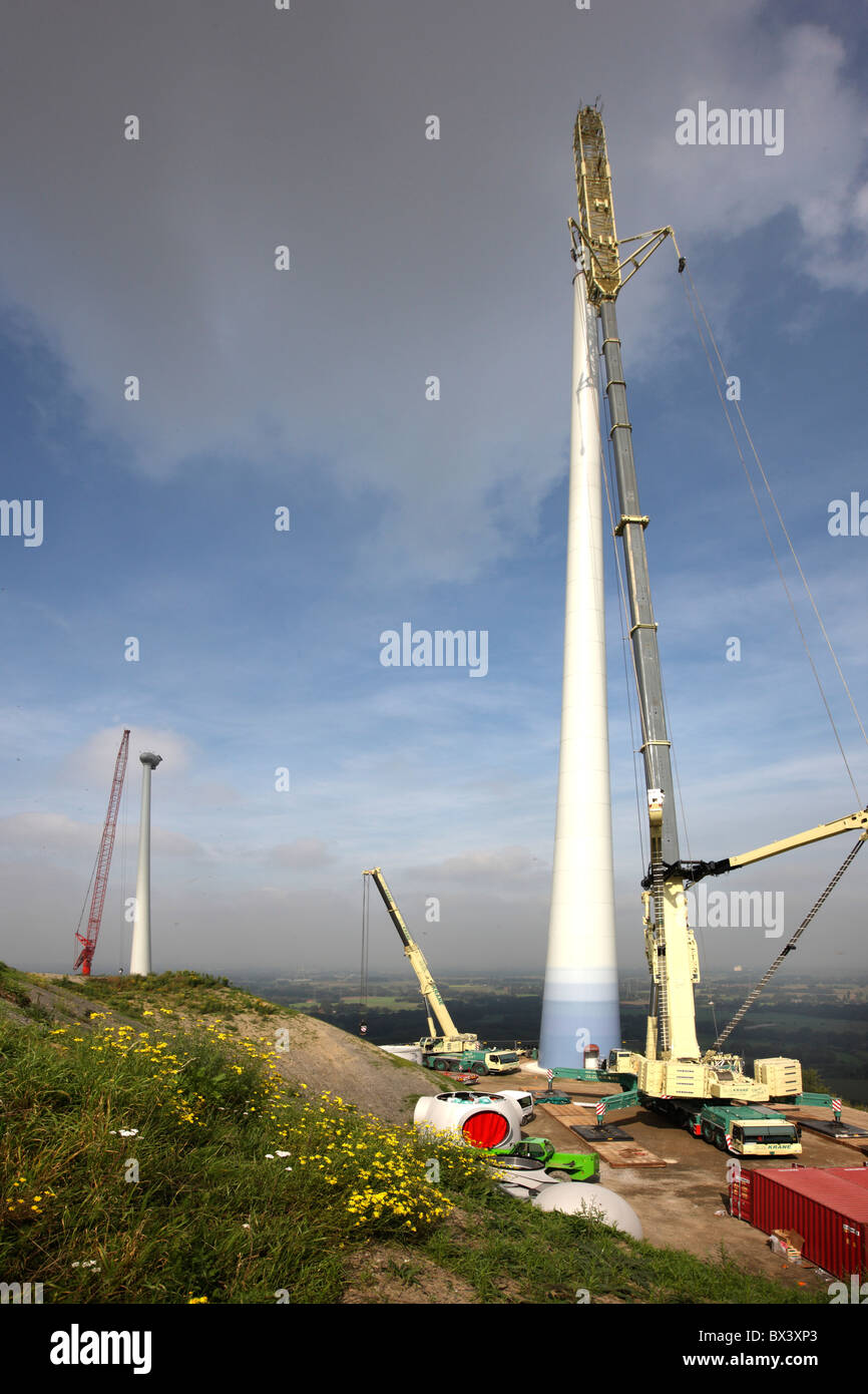 Construction site of a wind power plant, assembly of the Wind turbine ...