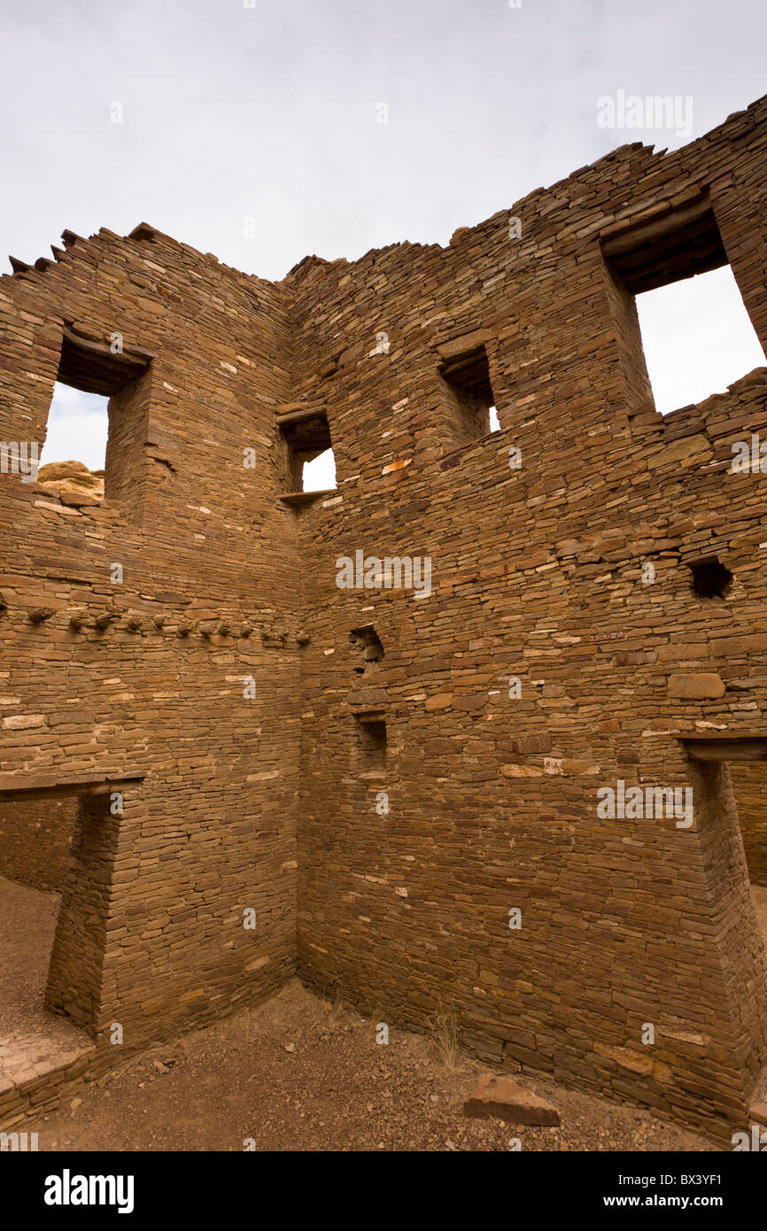 Interior room of Native American Anasazi Great House of Pueblo Bonito ...