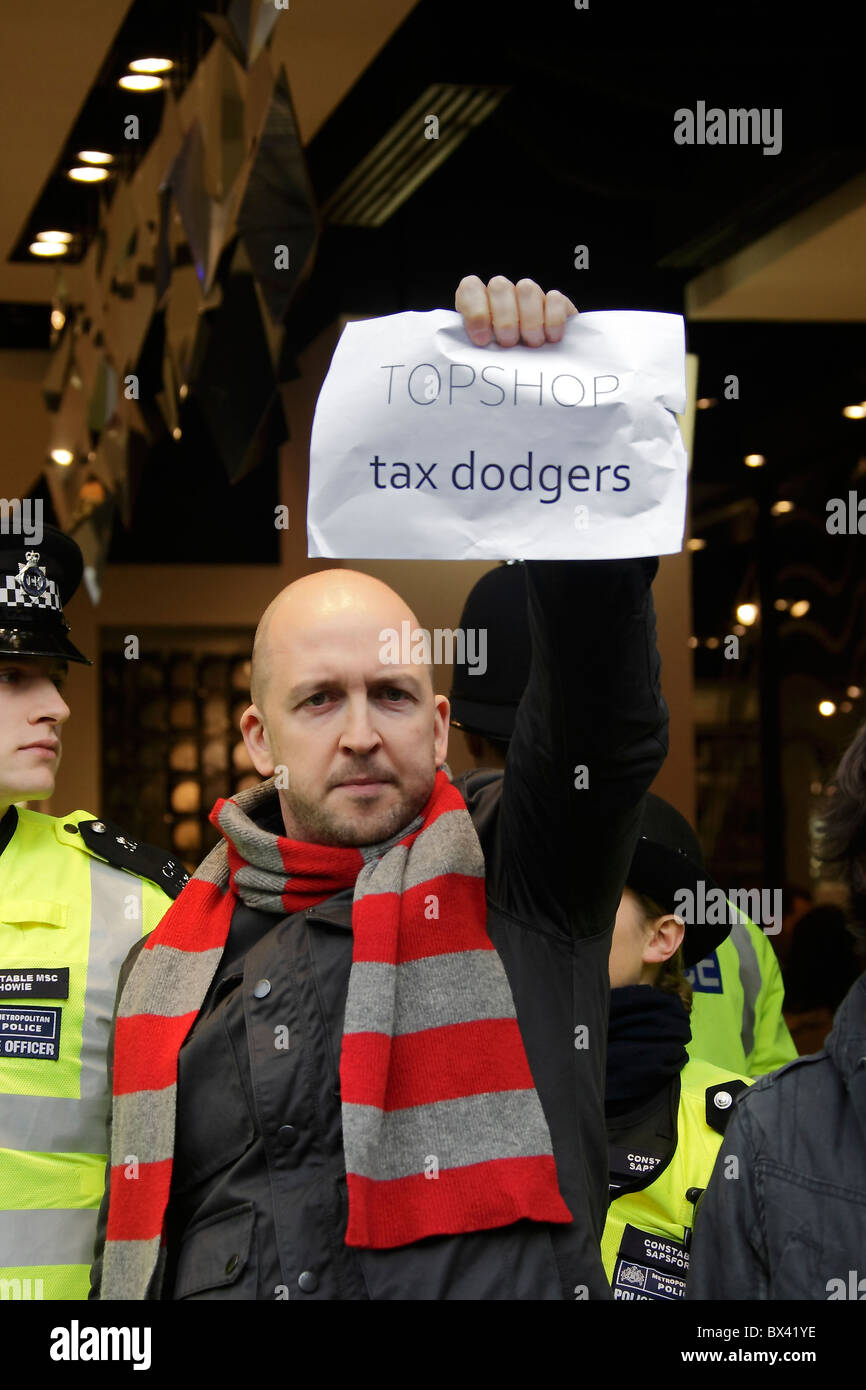 Protesters In Oxford High Street High Resolution Stock Photography and ...