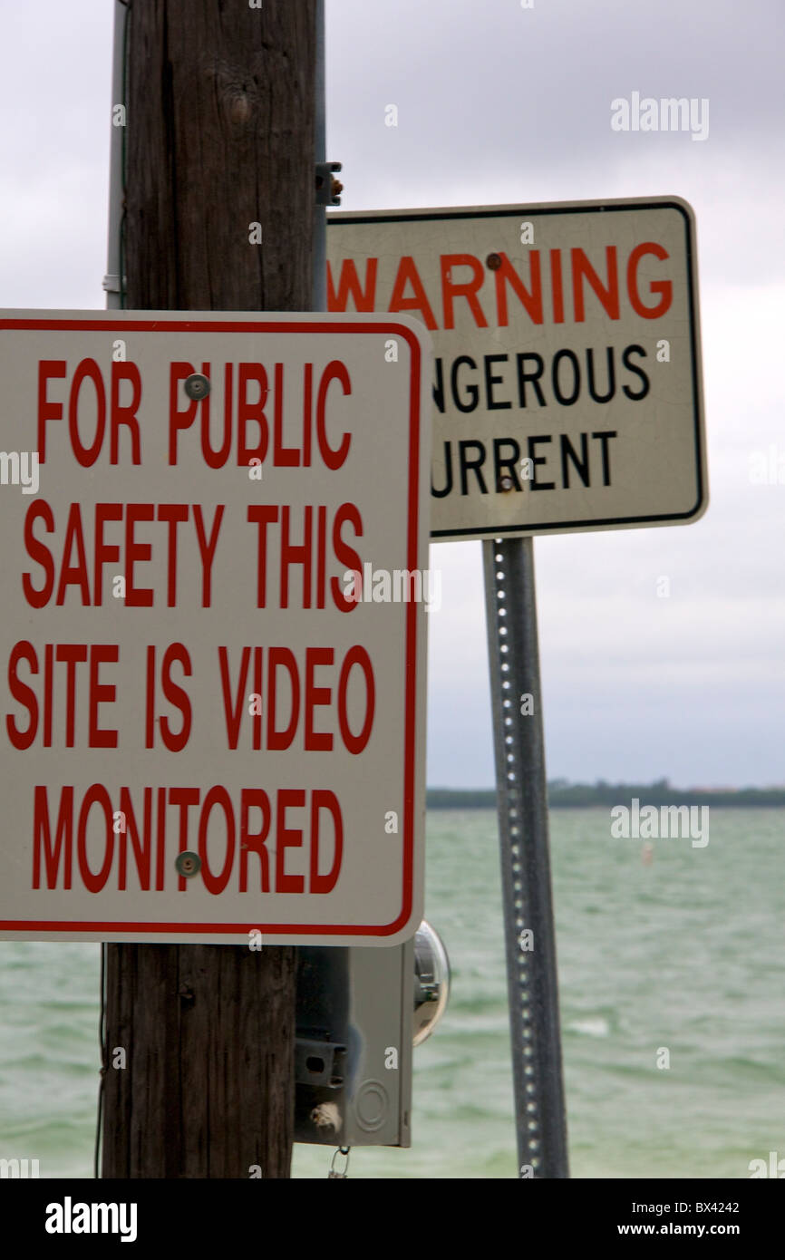 Safety signs hi-res stock photography and images - Alamy