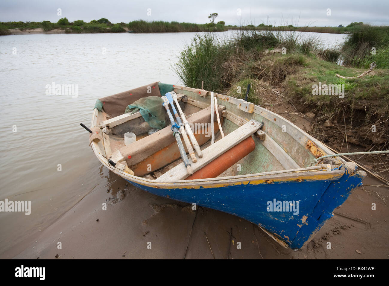 Simple fishing boat hi-res stock photography and images - Alamy