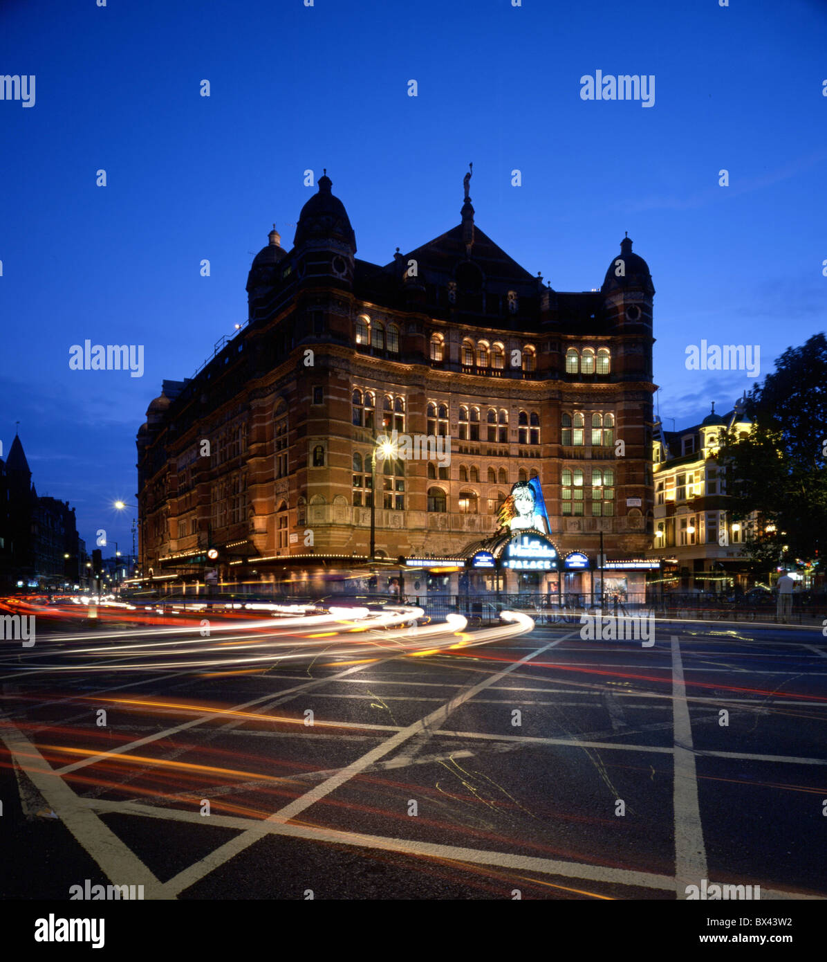 Palace Theatre at night night theater Cambridge Circus London England ...