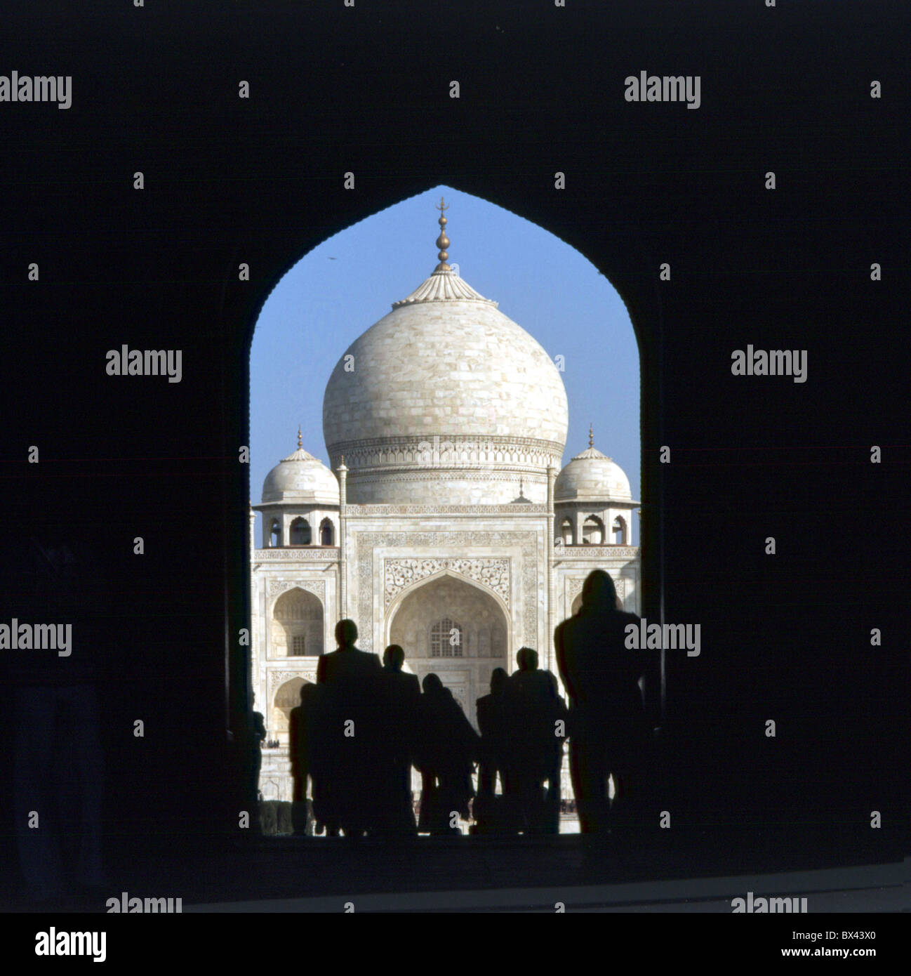 Taj Mahal person visitor India Stock Photo - Alamy