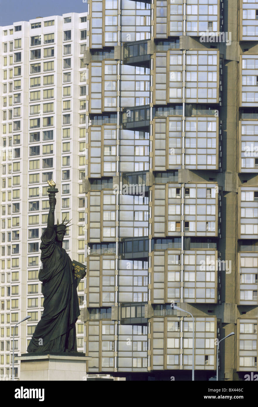 statue of Liberty Statue of Liberty smaller copy blocks of flats high ...