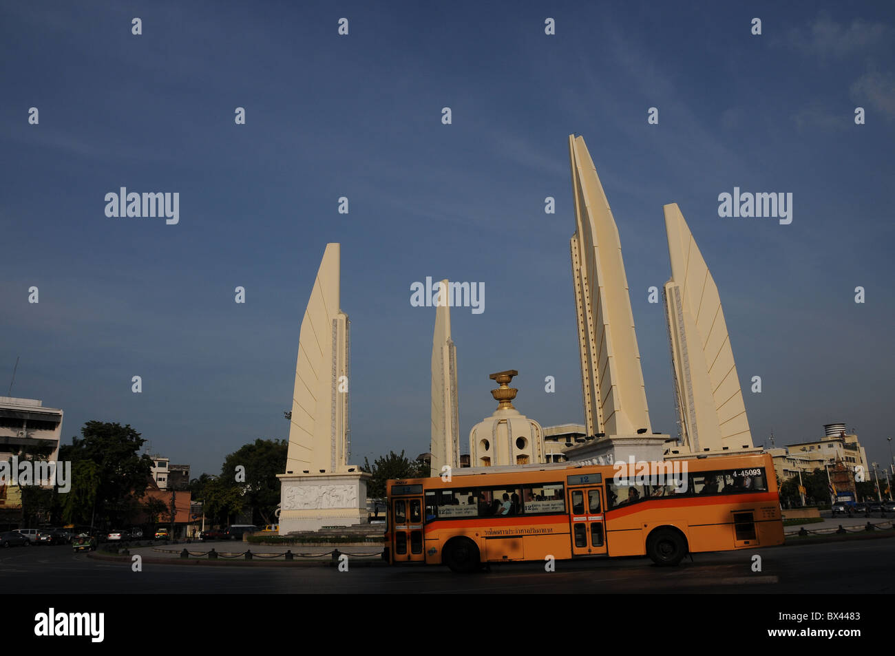 Circle the wagons hi-res stock photography and images - Alamy