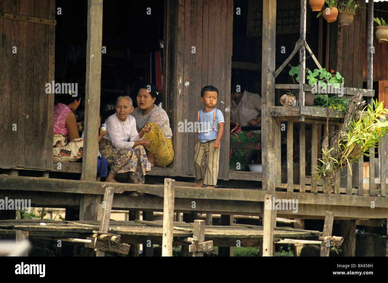 Myanmar Family High Resolution Stock Photography and Images - Alamy