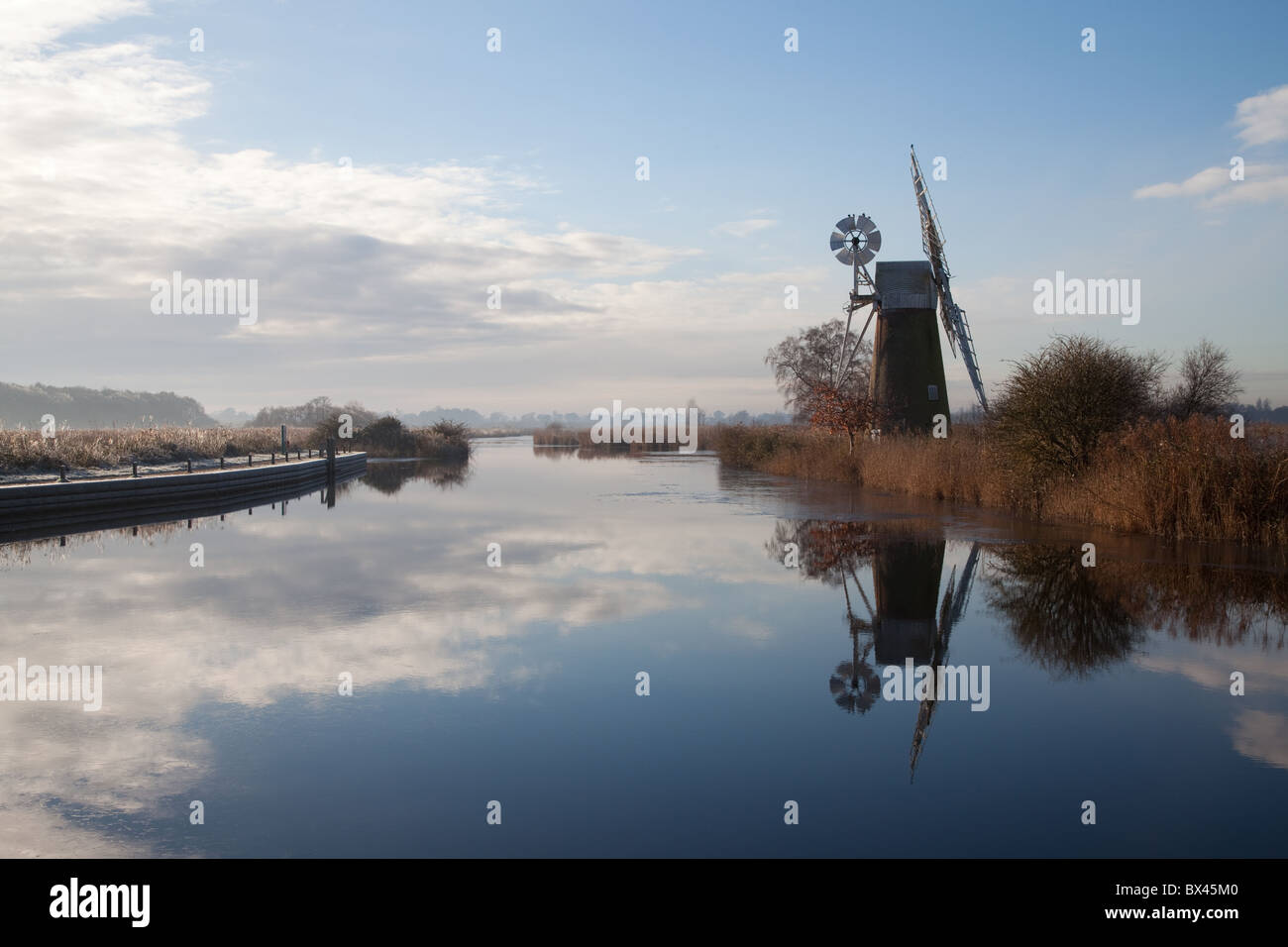 Broadland rivers hi-res stock photography and images - Alamy