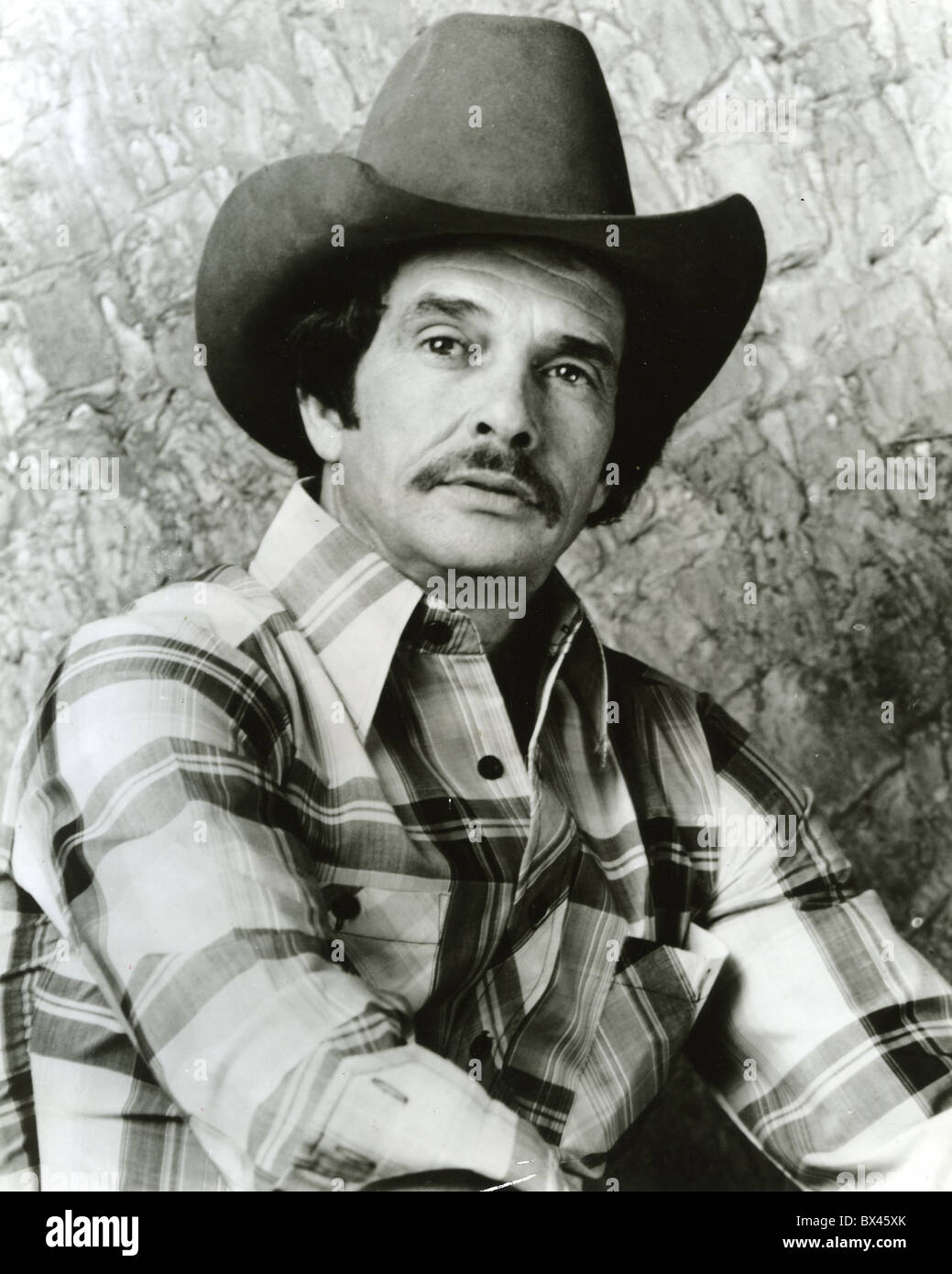 Merle haggard hi-res stock photography and images - Alamy