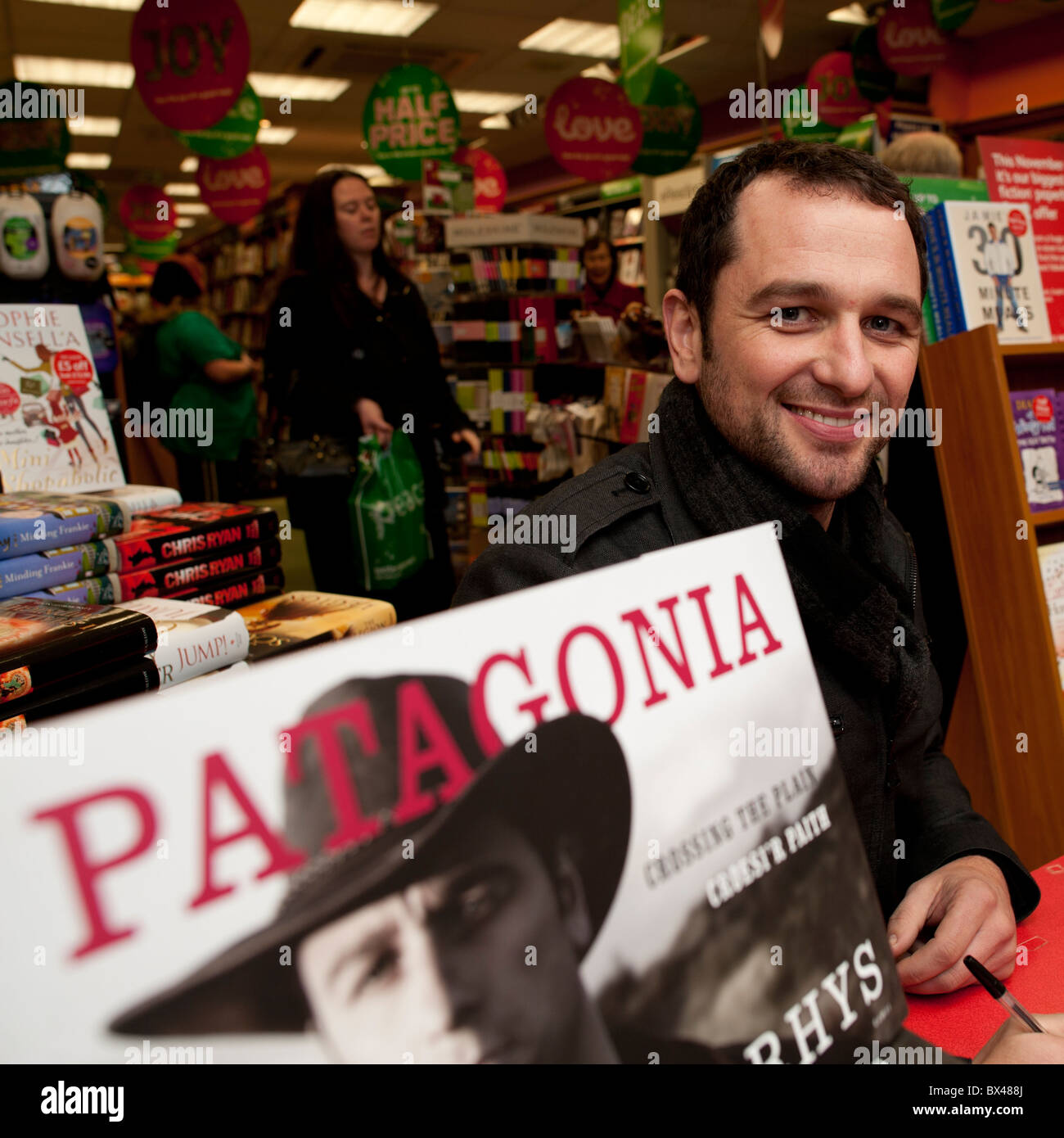 Matthew rhys hi-res stock photography and images - Alamy