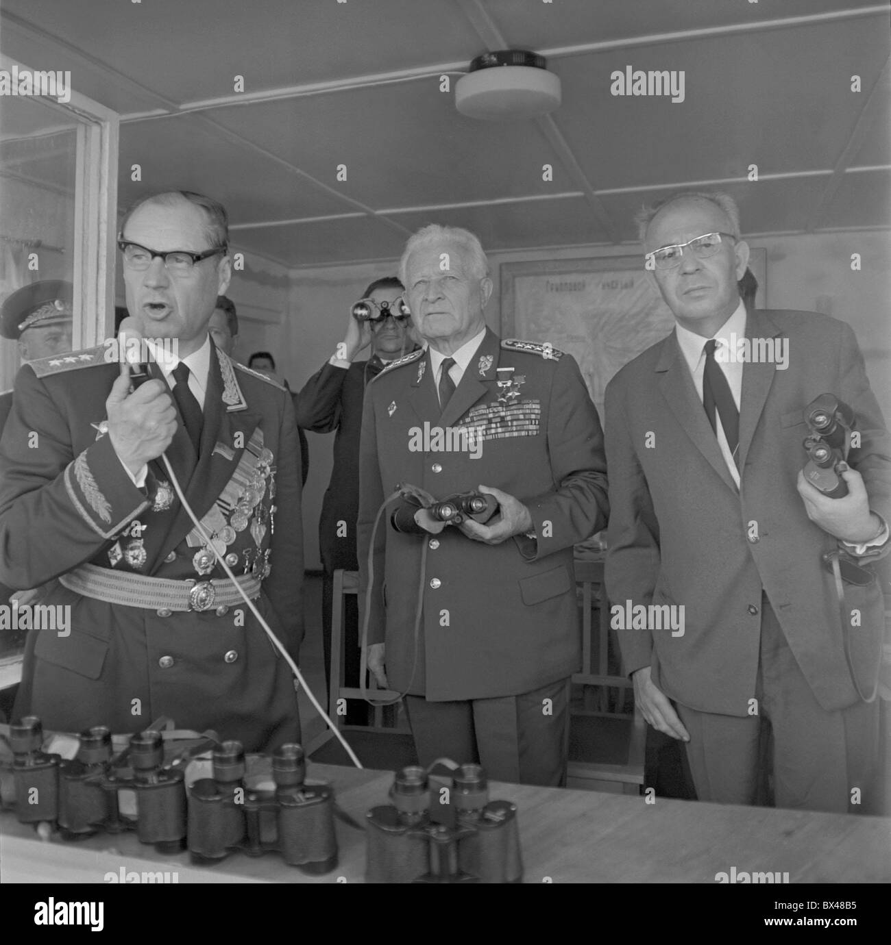 Listen to soviet commanding officer gen alexandr mayorov hi-res stock ...