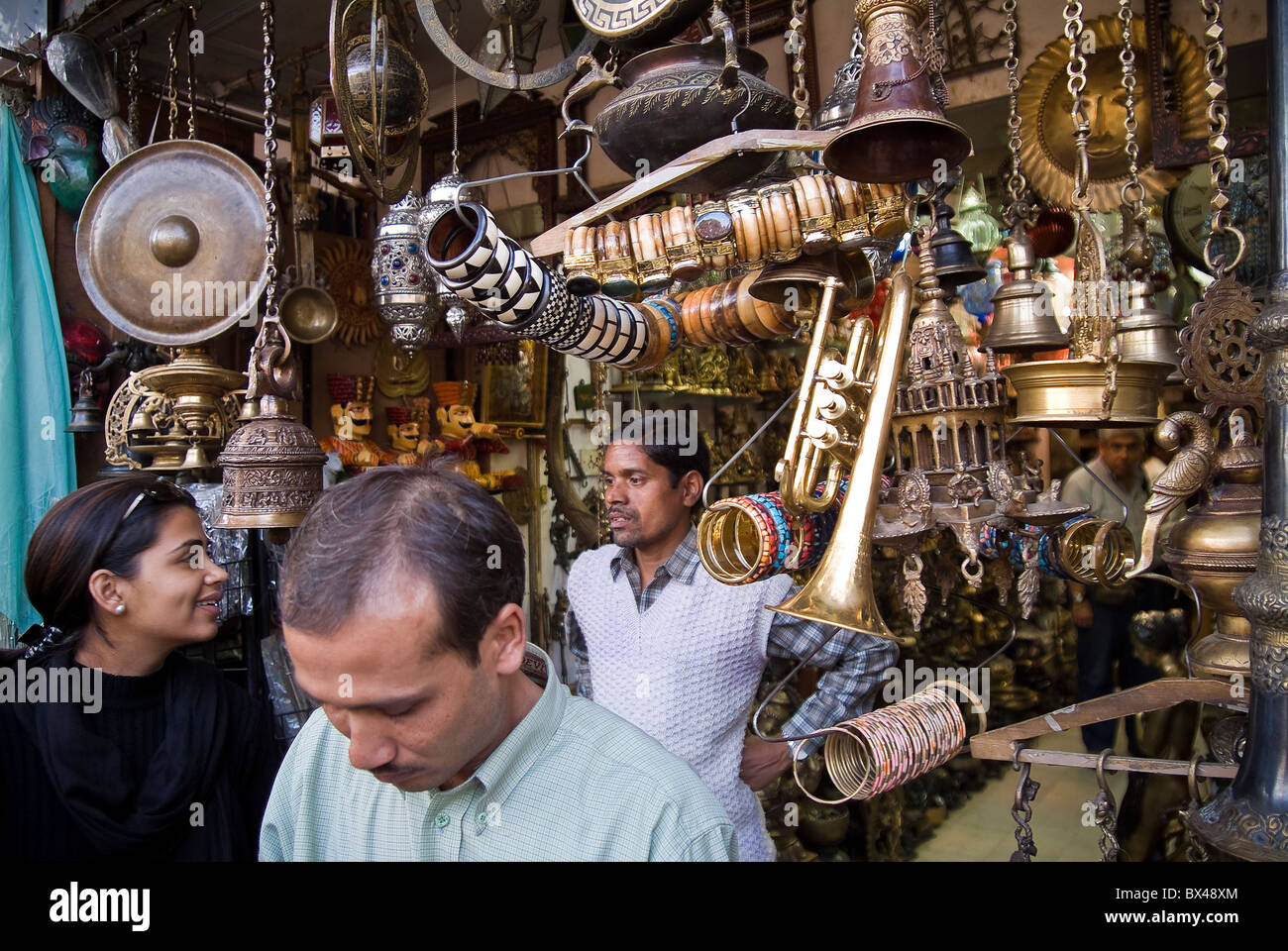 Street bazaar selling jewellery and trinkets in New Delhi, India Stock ...