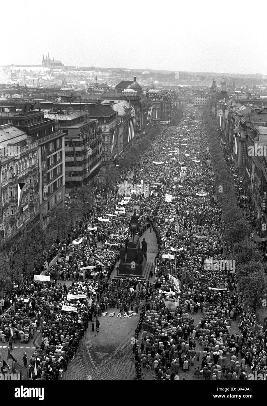 May day parade 1963 hi-res stock photography and images - Alamy