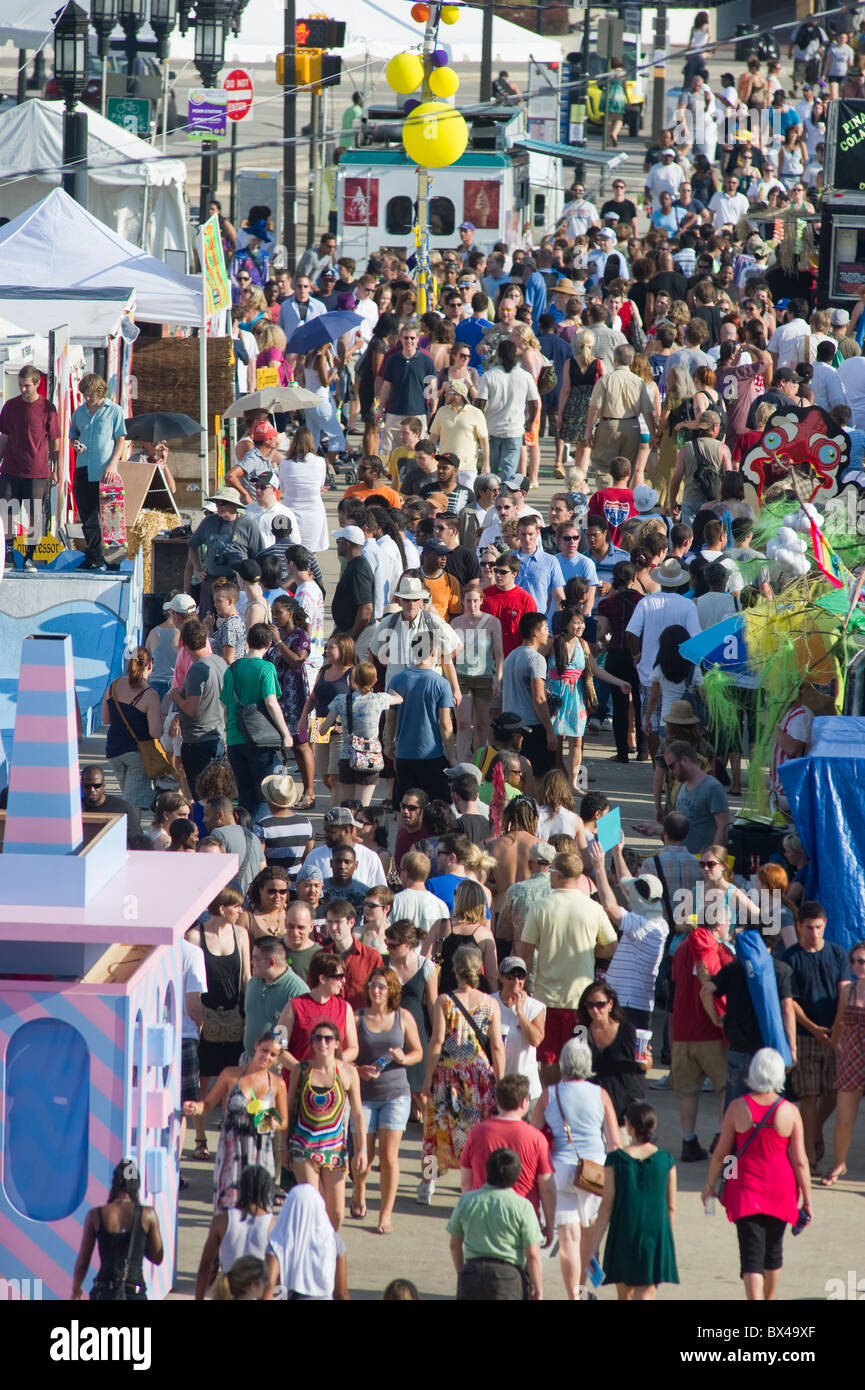 Arts festival hi-res stock photography and images - Alamy