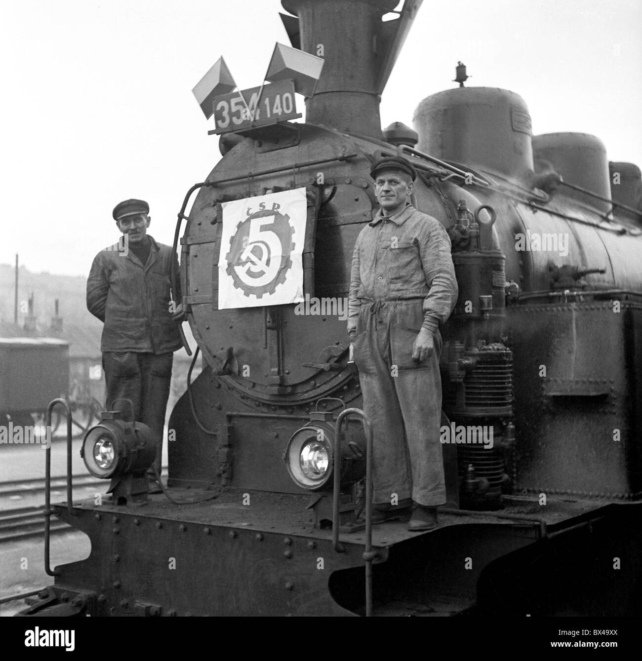 Five year plan soviet union hi-res stock photography and images - Alamy