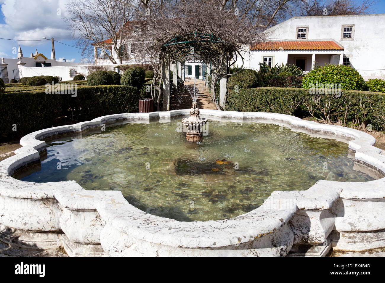Fountain in Quinta da Fidalga (Fidalga Palace and Gardens). Seixal ...