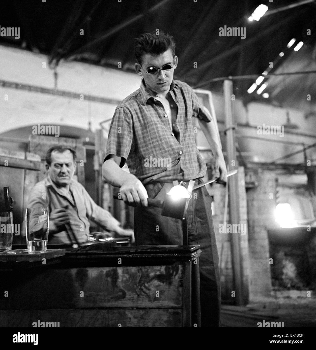 Glass blowers Black and White Stock Photos & Images - Alamy