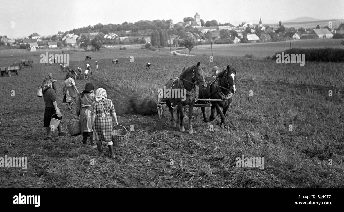 Czechoslovakia pobezovice hi-res stock photography and images - Alamy