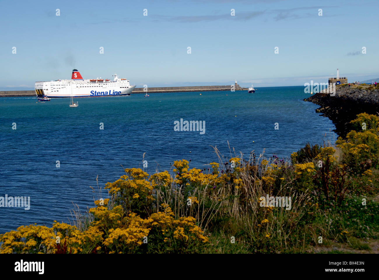 Ferries fishguard hi-res stock photography and images - Alamy