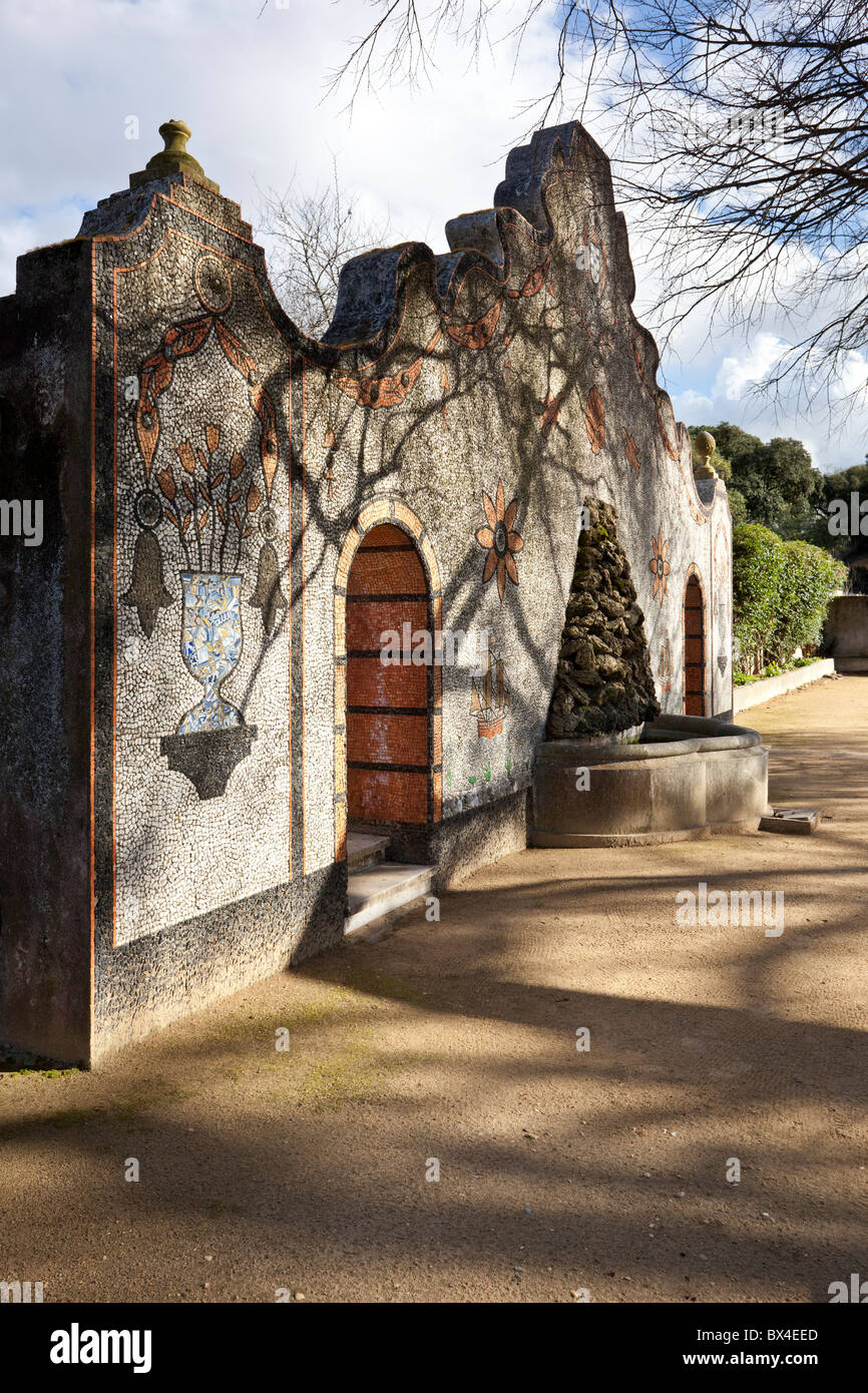 Fountain in Quinta da Fidalga (Fidalga Palace and Gardens). Seixal ...