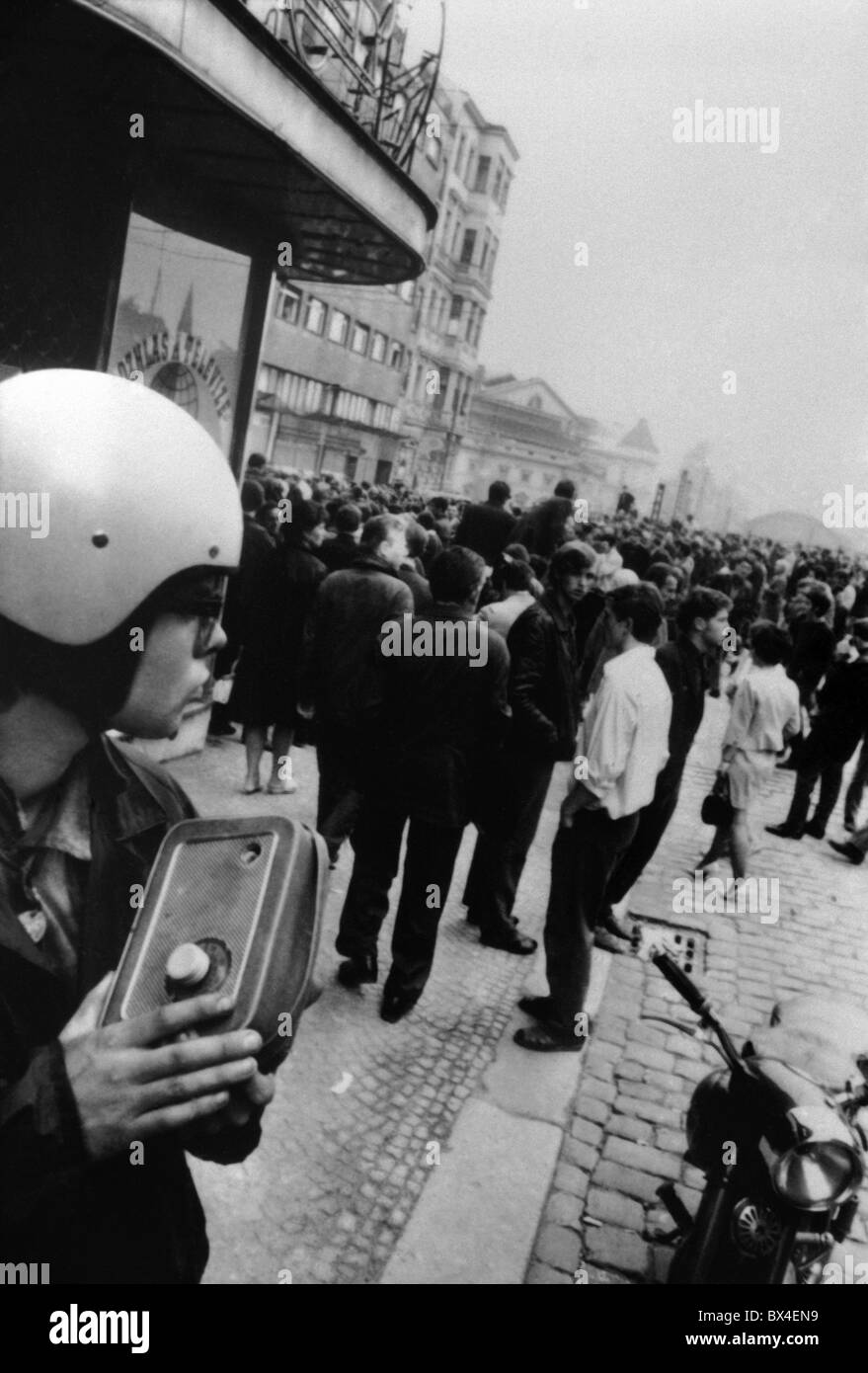 protest, Wenceslas Square, radio, news Stock Photo - Alamy