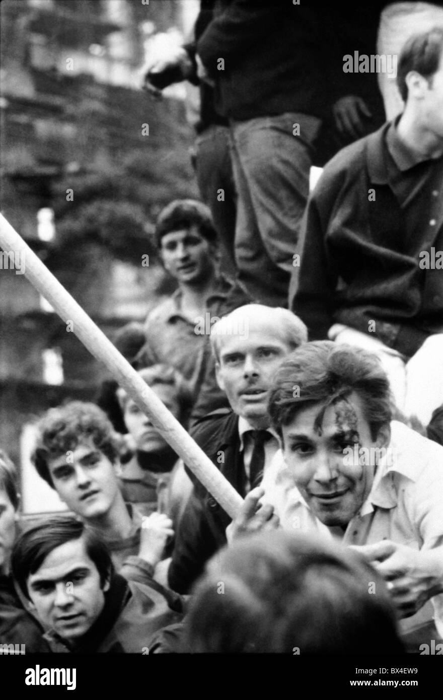 Wenceslas Square, protest, flag Stock Photo - Alamy