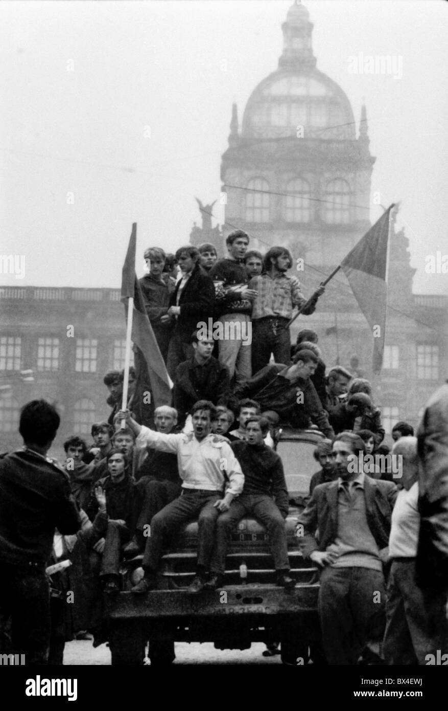 1968 protest czechoslovakia Black and White Stock Photos & Images - Alamy