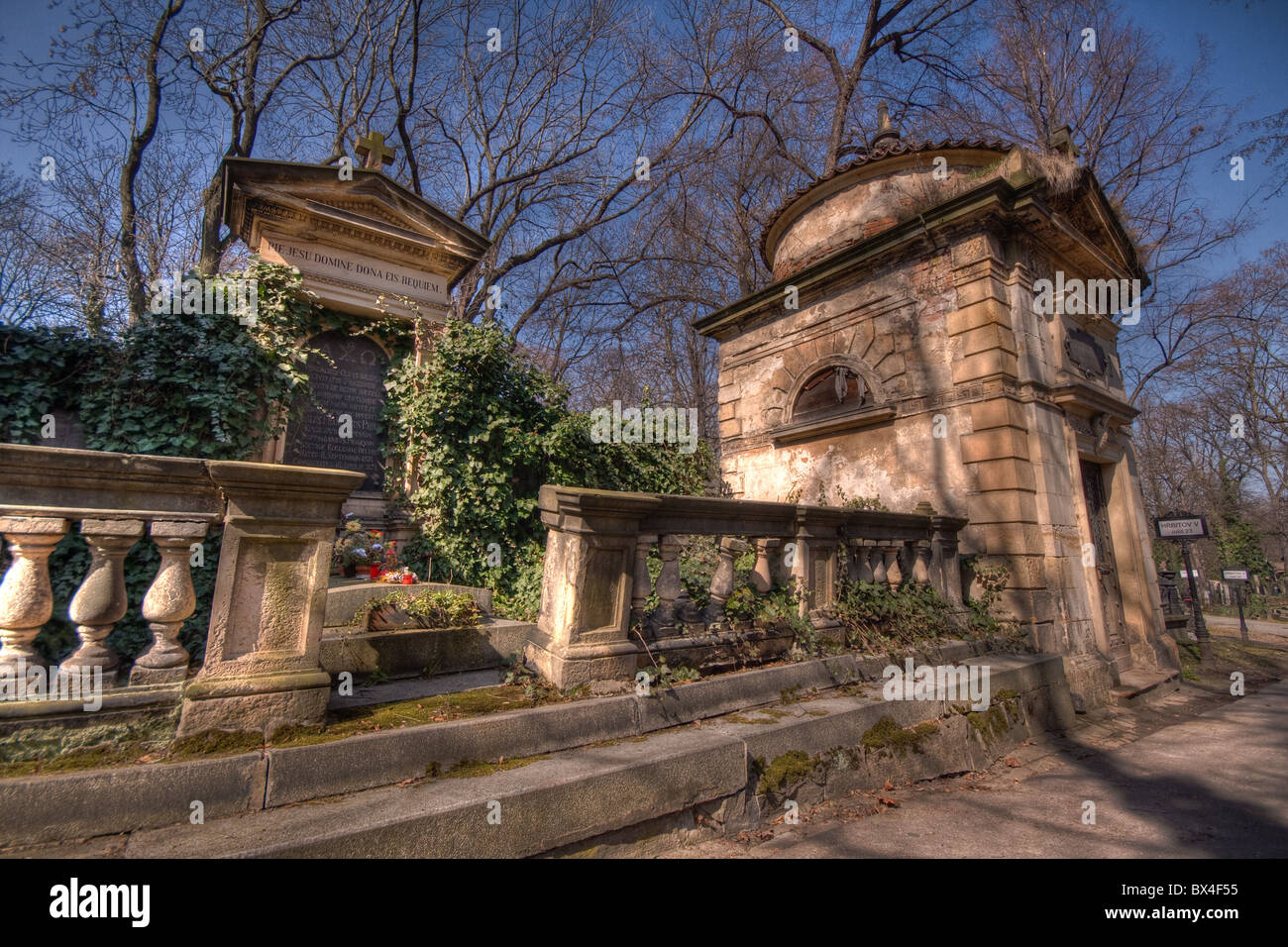 Olsany cemetery hi-res stock photography and images - Alamy