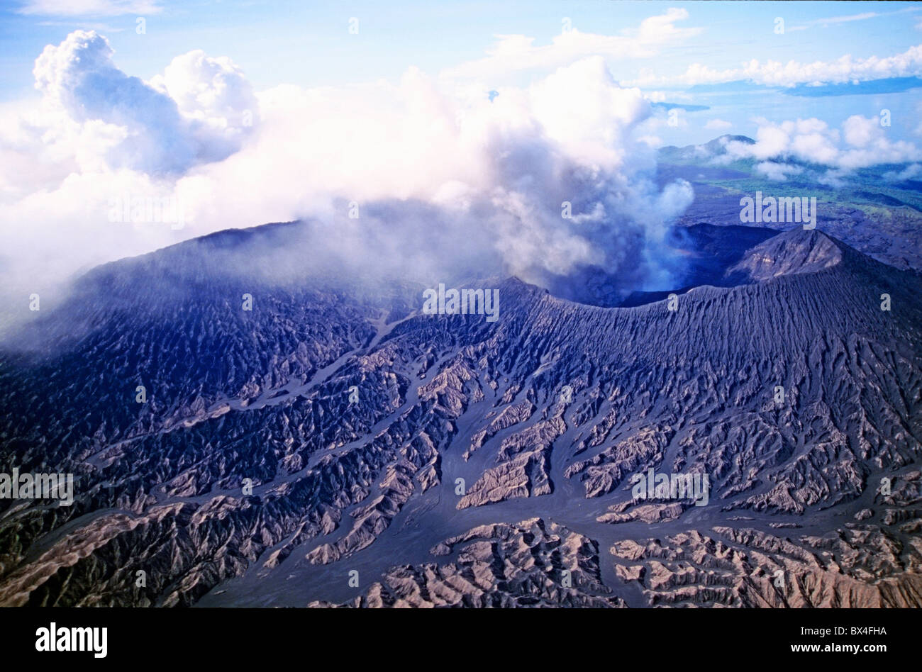 Volcano island hi-res stock photography and images - Alamy