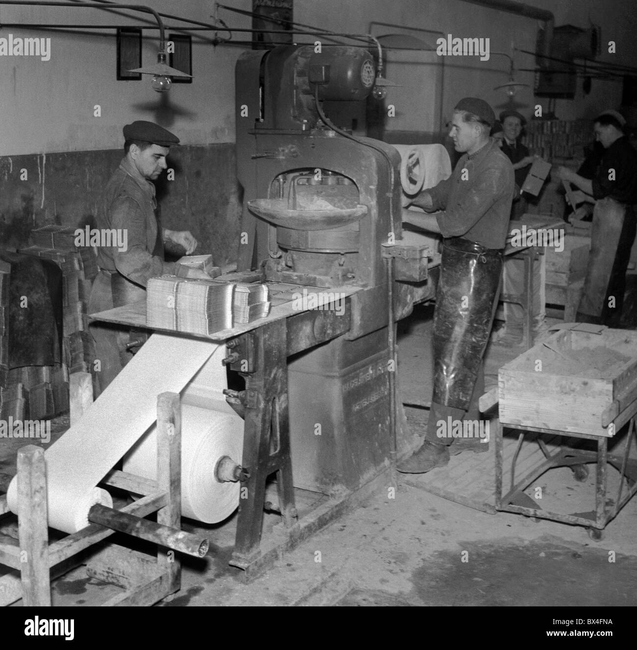 Chemicals production hi-res stock photography and images - Alamy