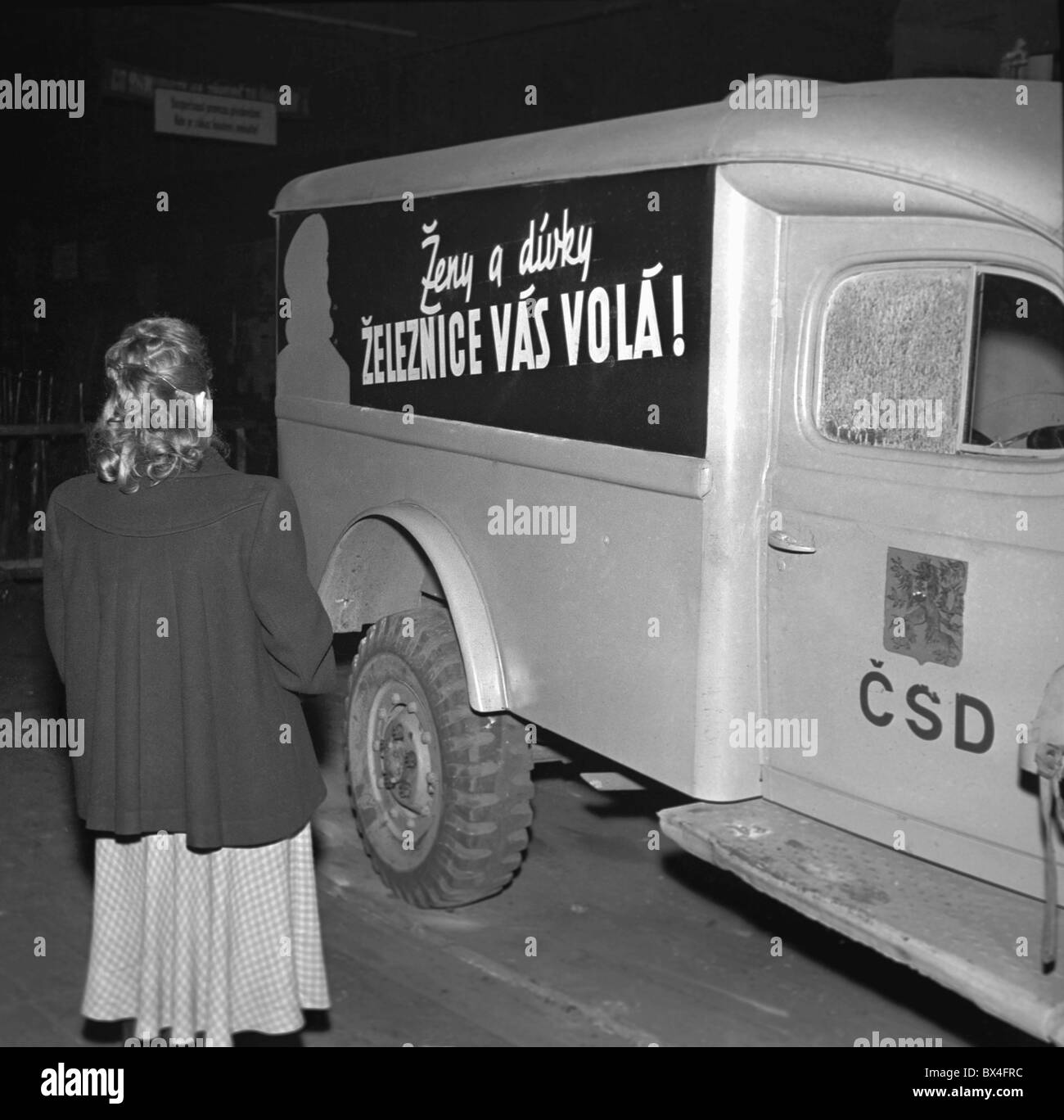 Recruiting truck hi-res stock photography and images - Alamy