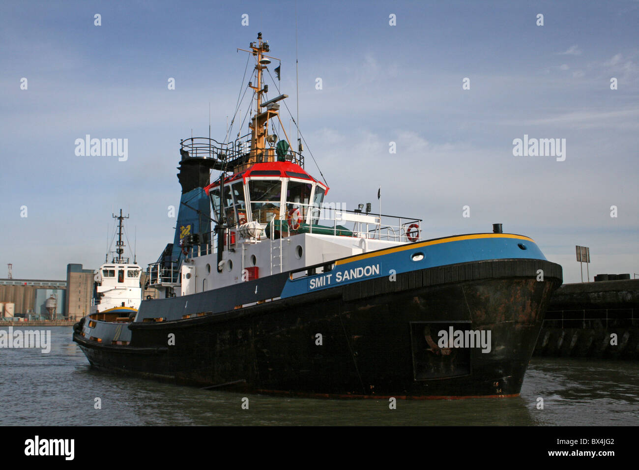 Smit Sandon (ex Shelde 20) Tugboat Entering Gladstone Dock, Liverpool ...