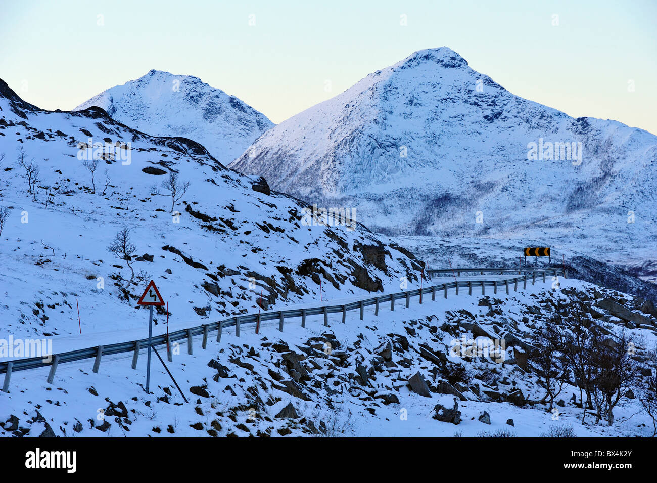 Narrow curvy road in northern norway hi-res stock photography and ...