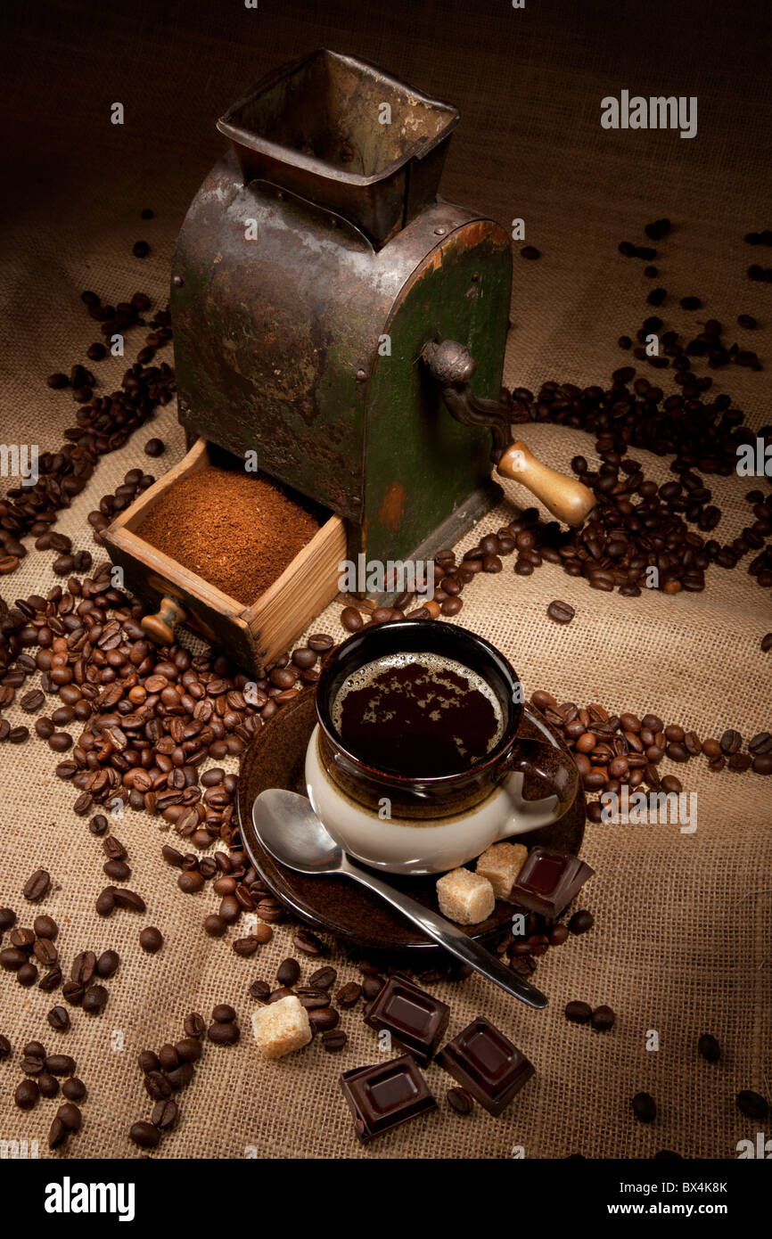 Old coffee mill Stock Photo - Alamy