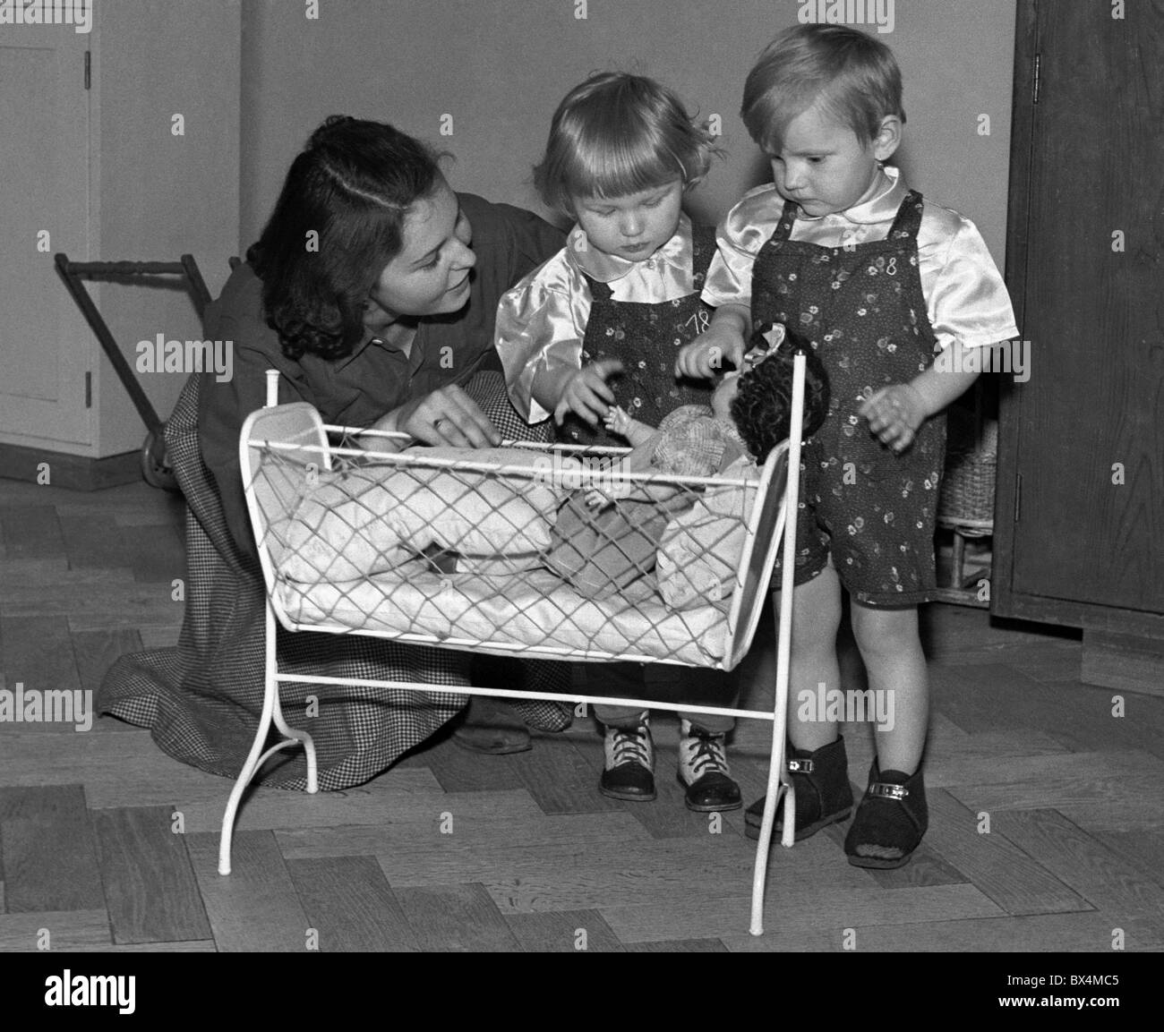 Unwanted children hi-res stock photography and images - Alamy