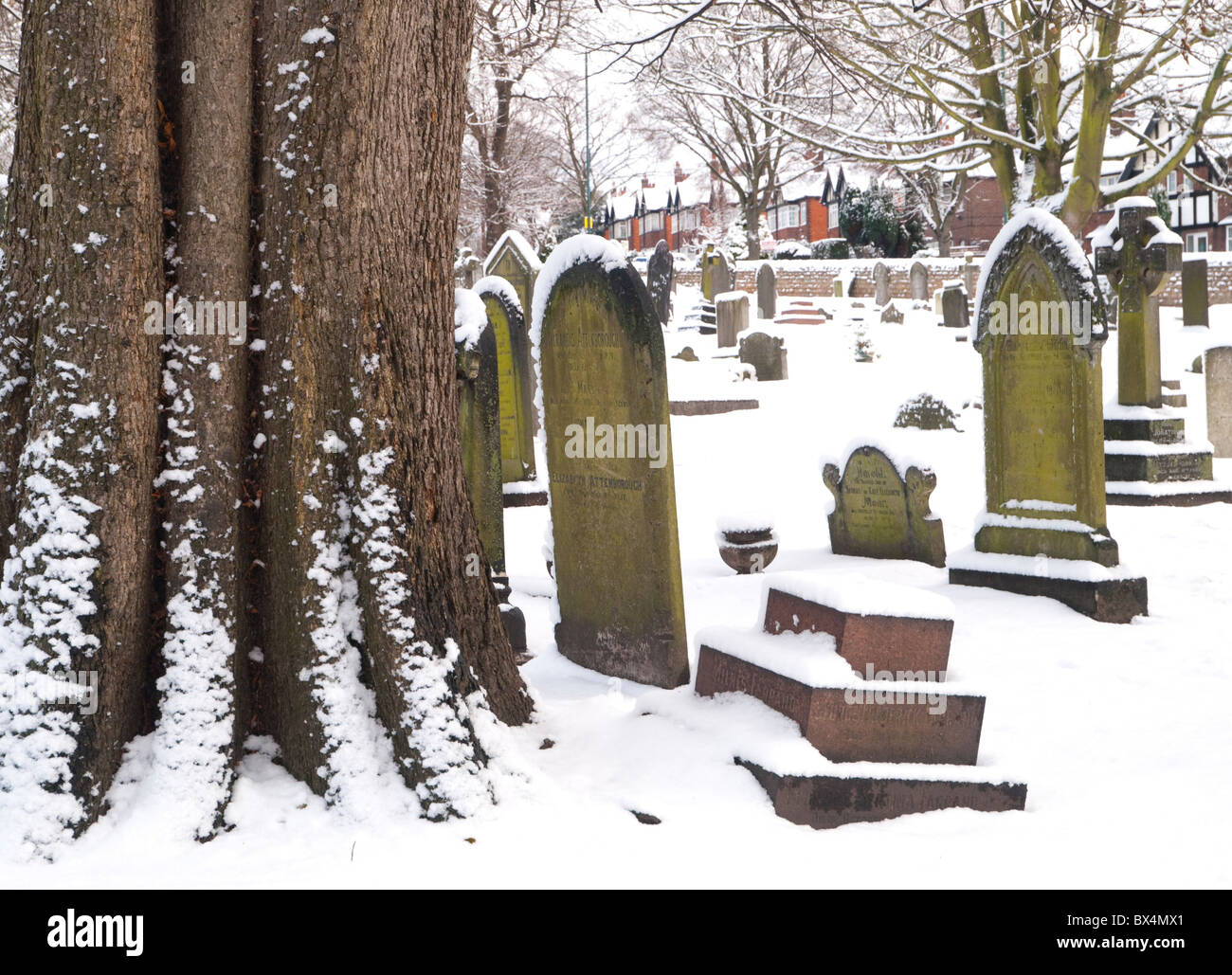 Basford Cemetery in the snow, Nottingham England UK Stock Photo - Alamy