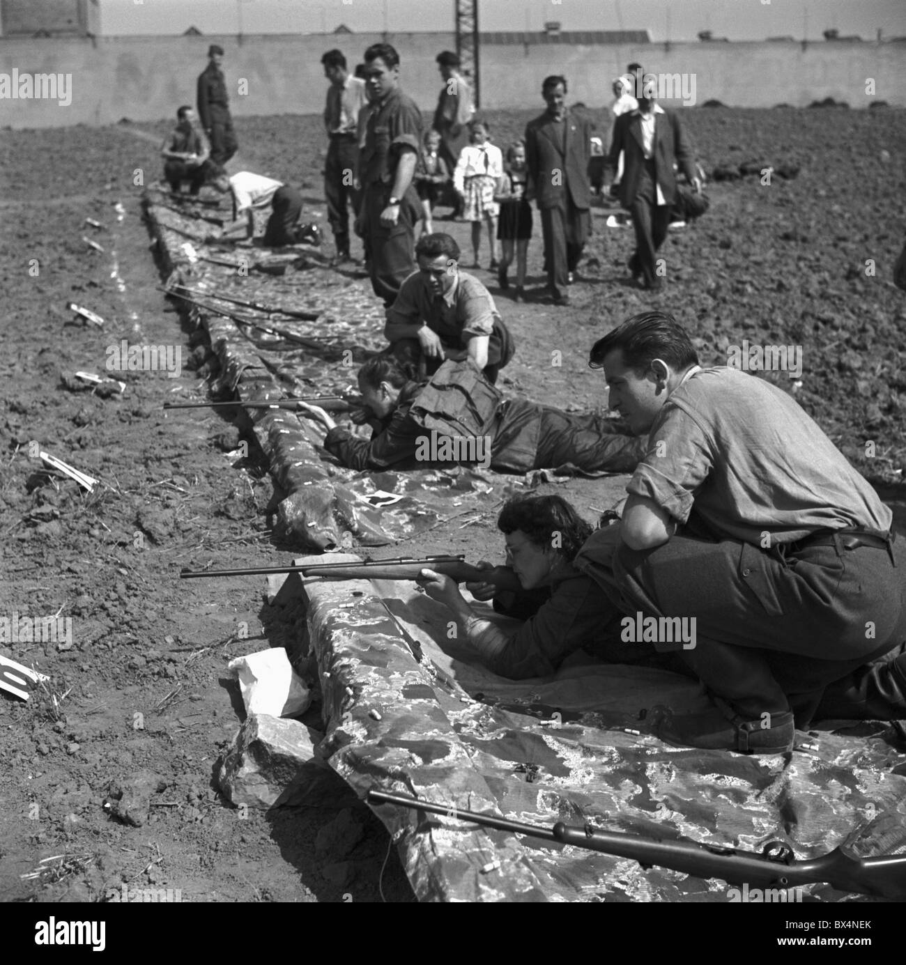 A target rifle Black and White Stock Photos & Images - Alamy