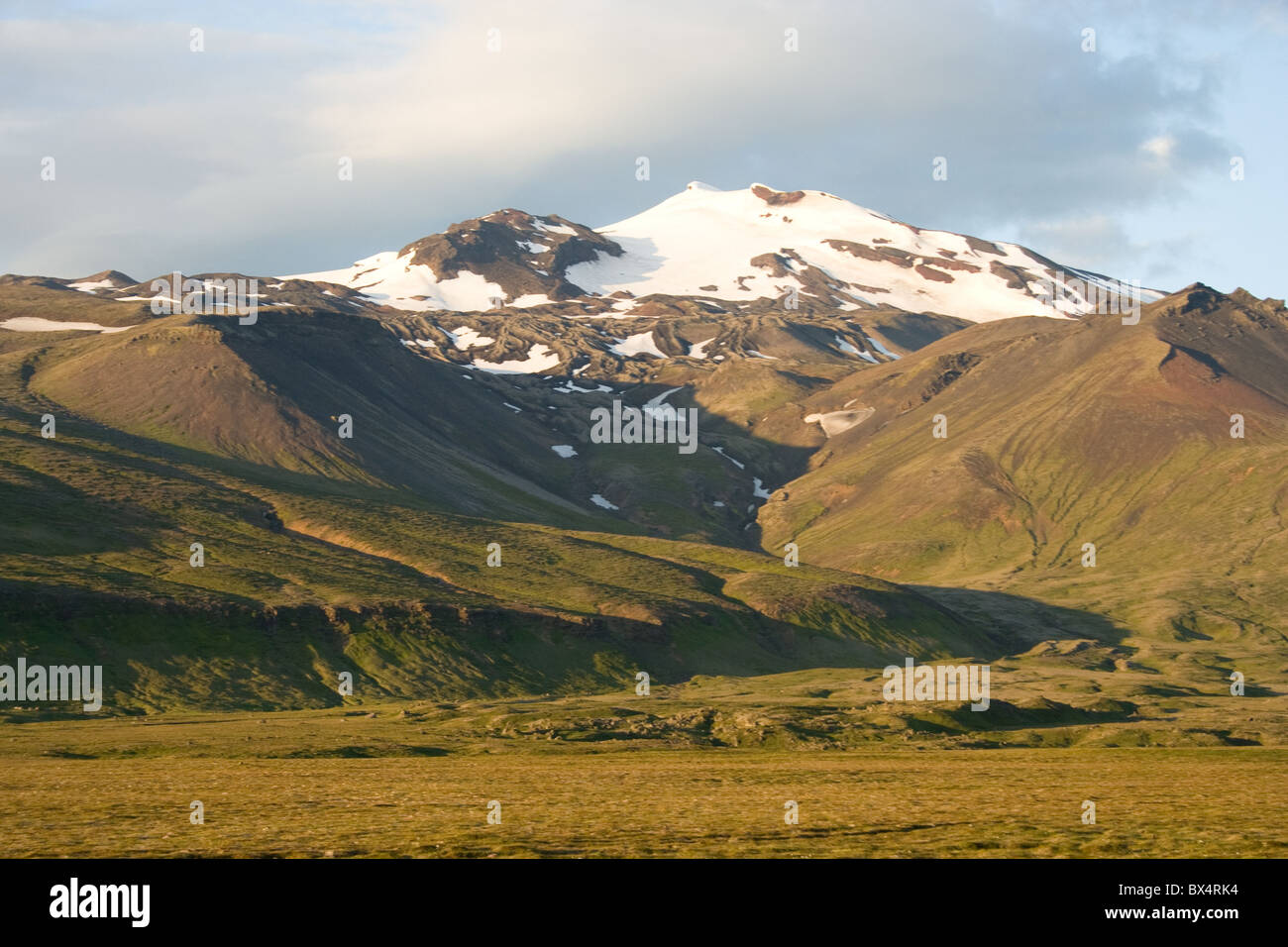 Icelandic volcano at the west coast Stock Photo - Alamy