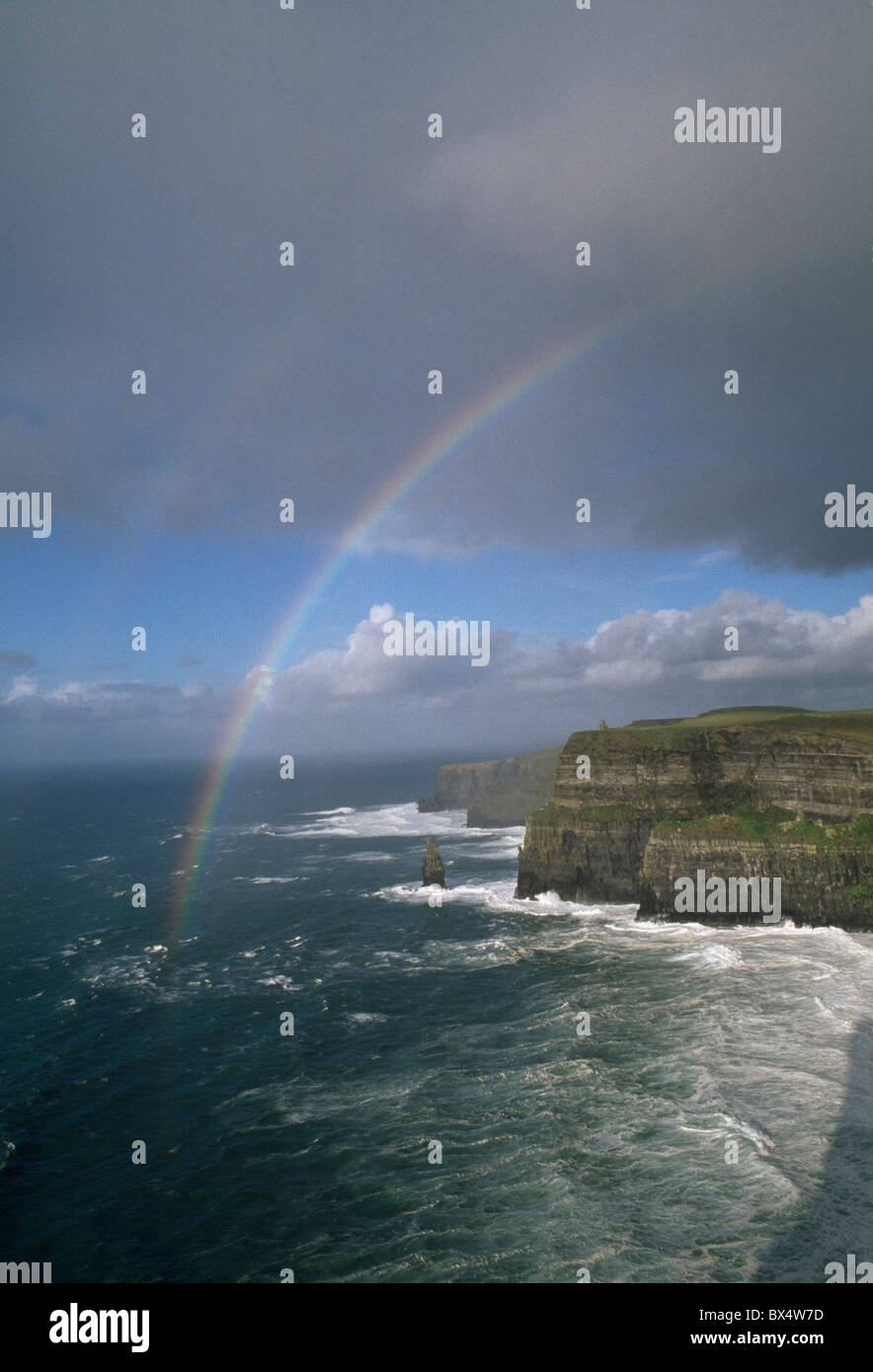 Rainbow over cliffs of moher hi-res stock photography and images - Alamy
