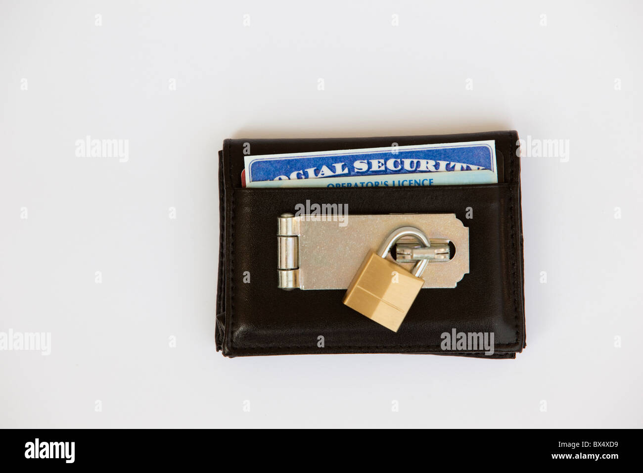 Wallet with drivers license hi-res stock photography and images - Alamy