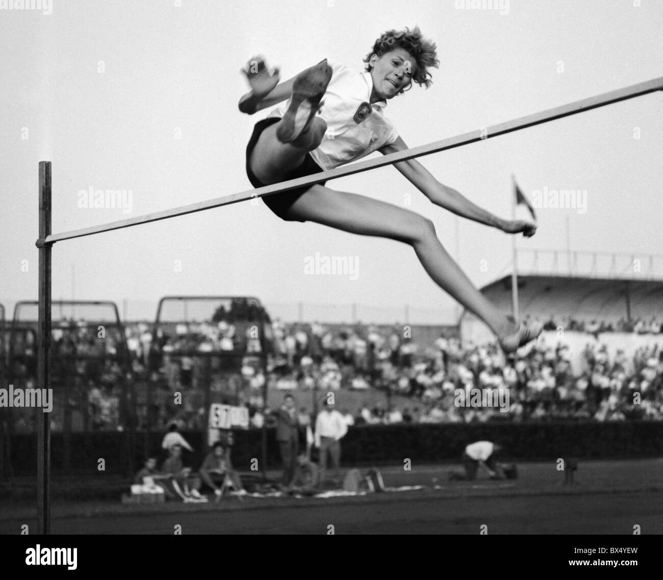 Female high jump Black and White Stock Photos & Images - Alamy
