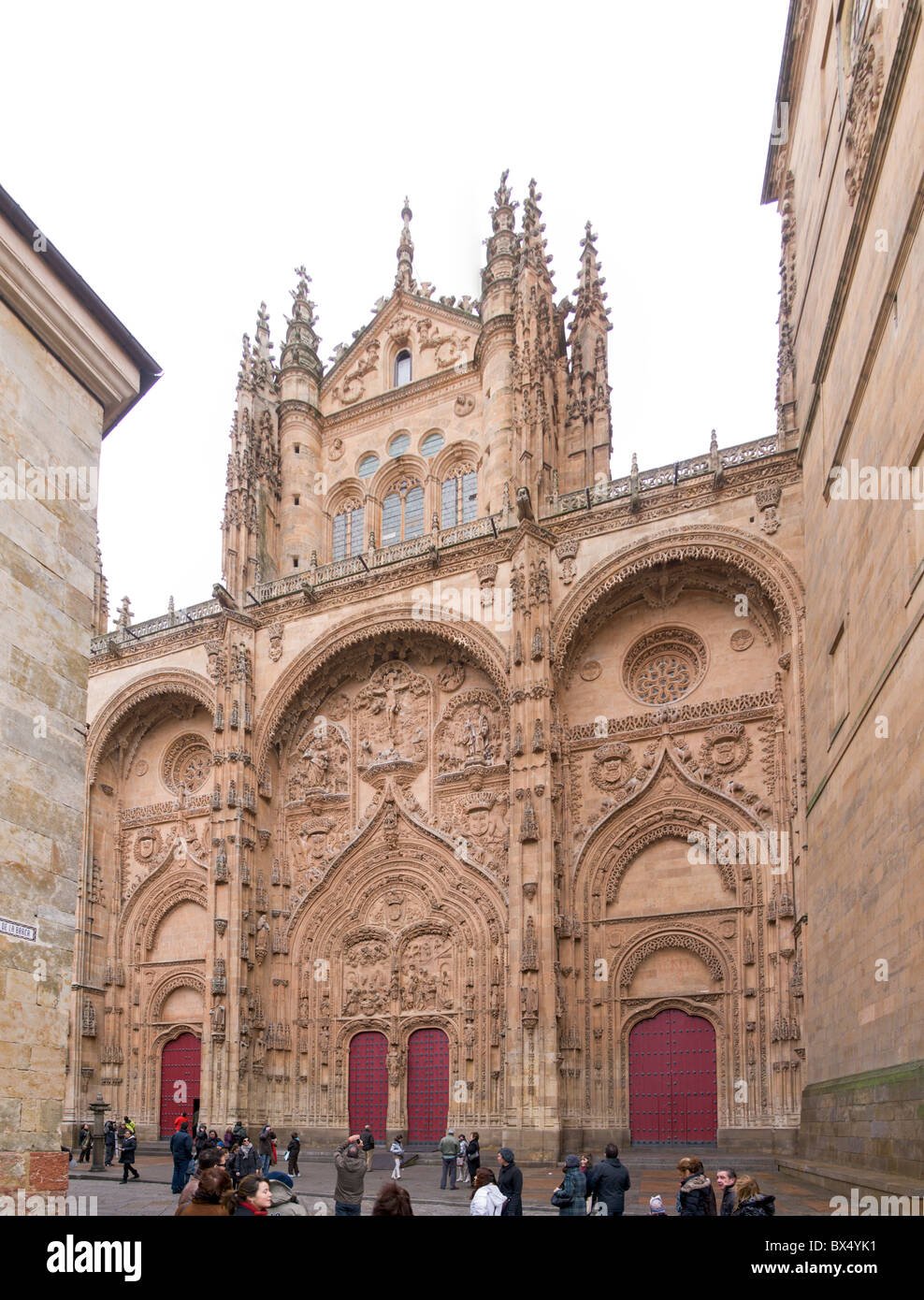 Facade of the gothic Cathedral of Salamanca Stock Photo - Alamy